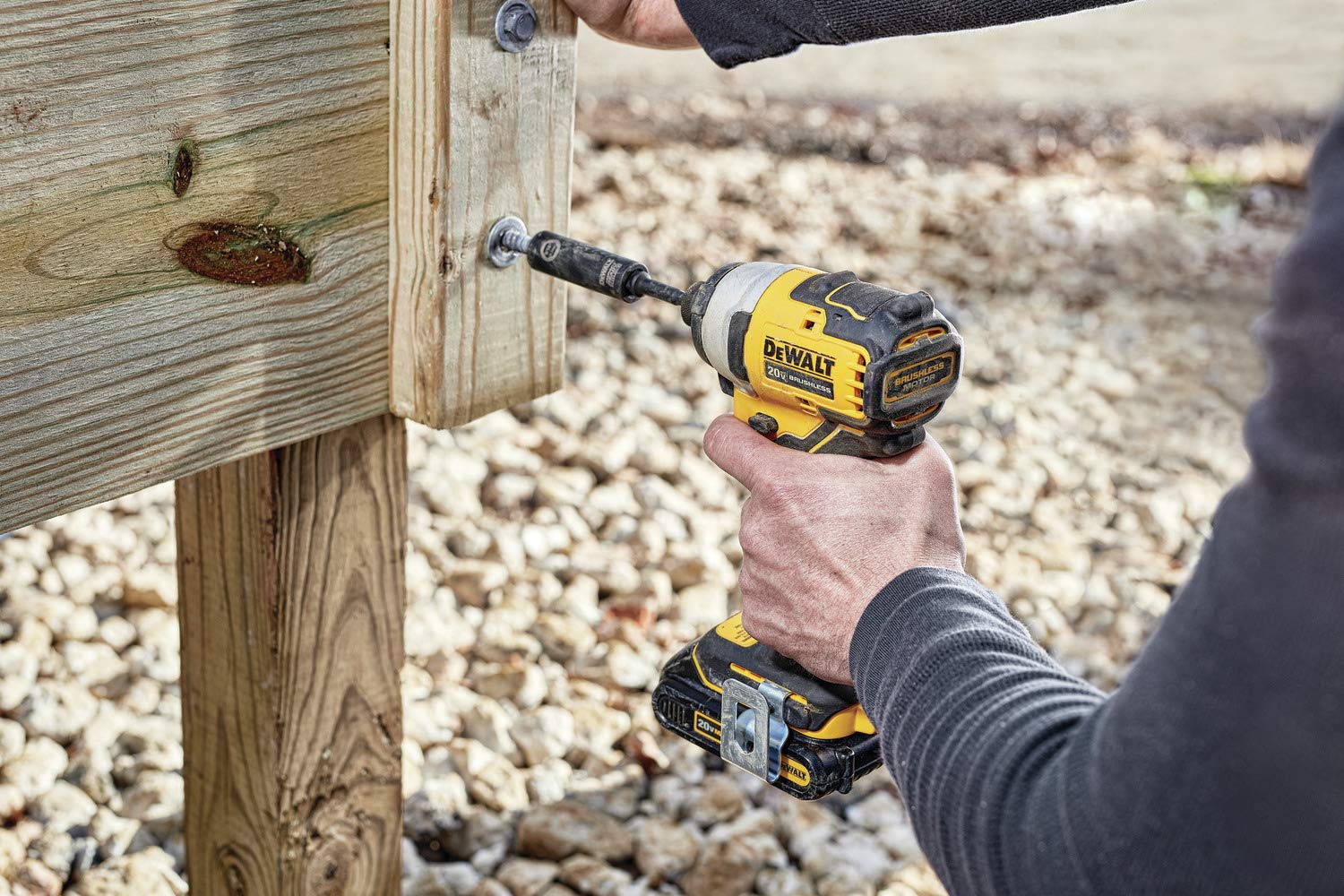 DEWALT ATOMIC 20V MAX* Impact Driver Kit (DCF809C1)