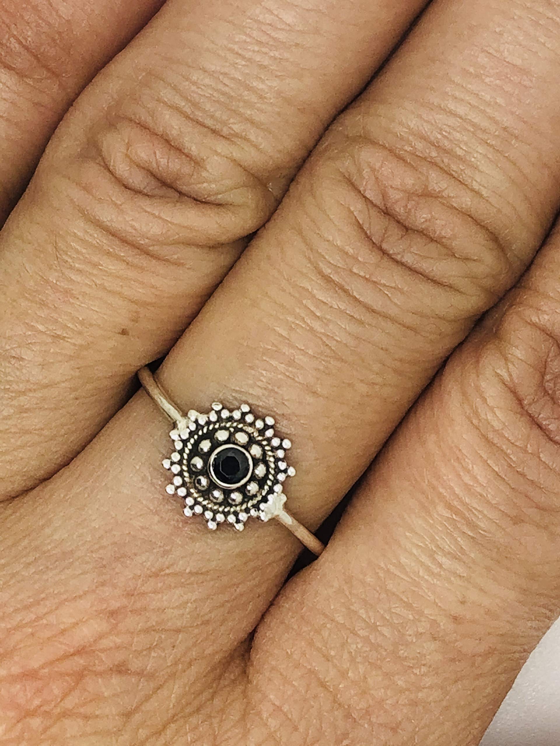 Black Onyx Delicate Ethnic Round Ring 925 Sterling Silver Gipsy vintage Boho Chic Jewelry (8)