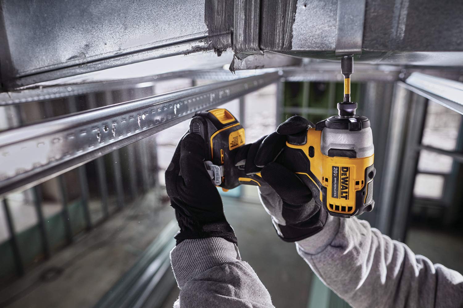 DEWALT ATOMIC 20V MAX* Impact Driver Kit (DCF809C1)