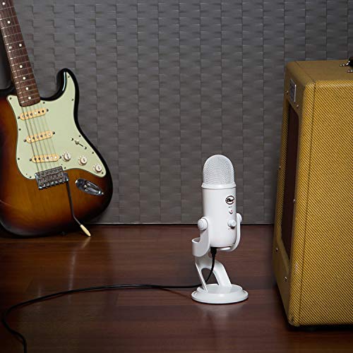 Blue Yeti USB Mic for Recording & Streaming on PC and Mac, 3 Condenser Capsules, 4 Pickup Patterns, Headphone Output and Volume Control, Mic Gain Control, Adjustable Stand, Plug & Play - Platinum