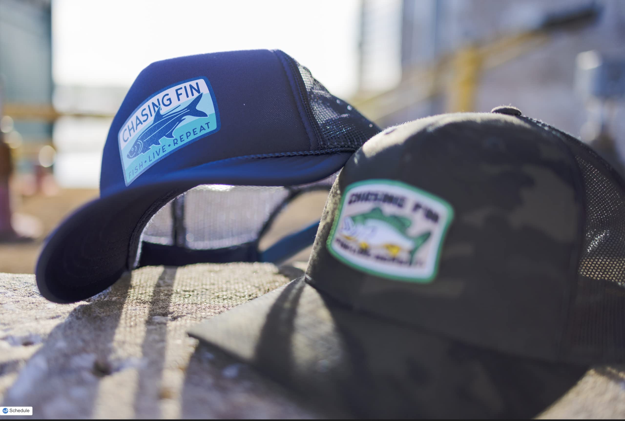 Chasing Fin Tarpon Fishing Trucker Hats for Men and Women, Snapback Foam & Mesh Baseball Cap. 5 Panel Adjustable Fishing Hat Navy