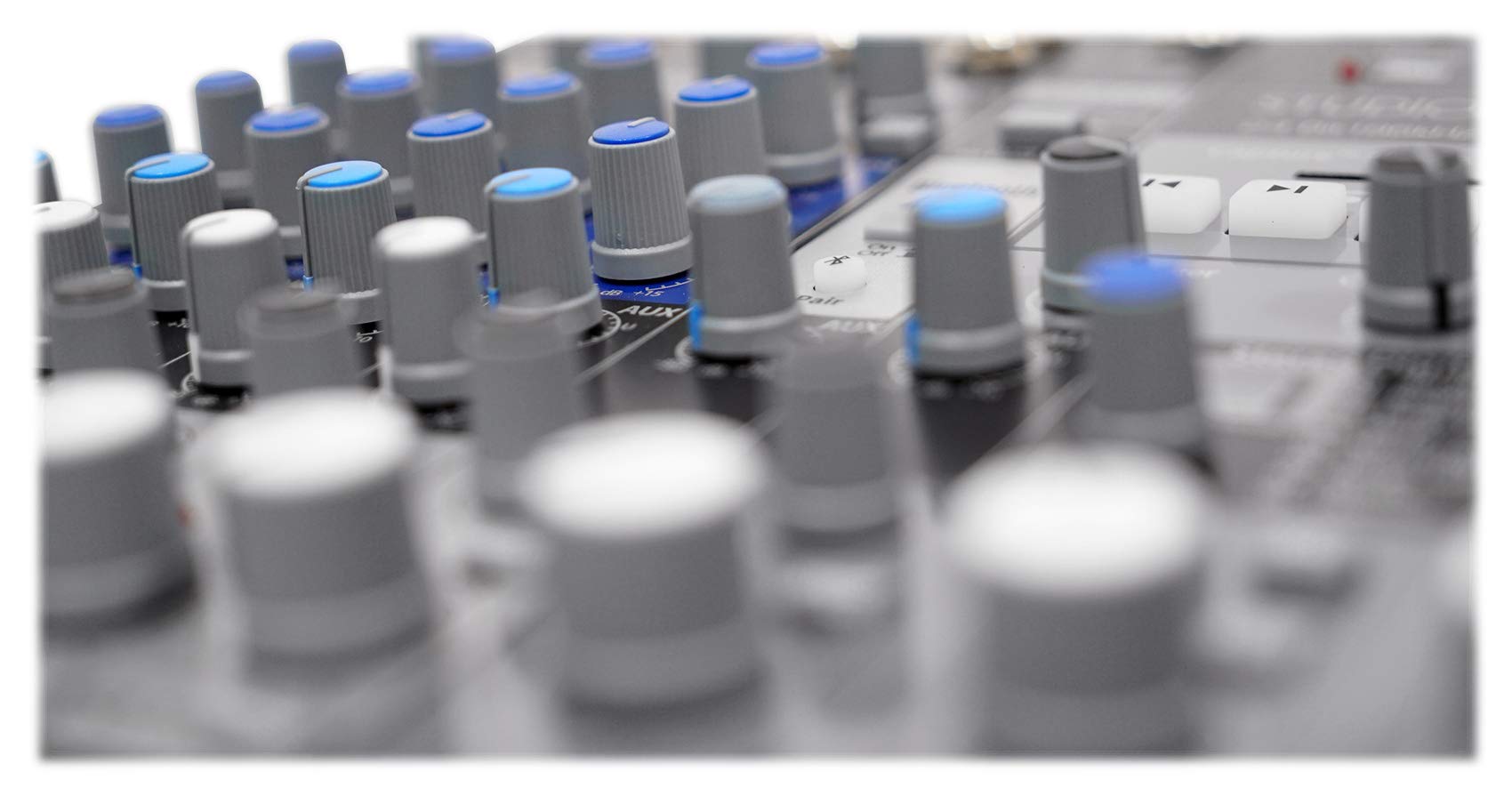 PreSonus StudioLive AR8 USB 8-Channel hybrid Performance and Recording Mixer