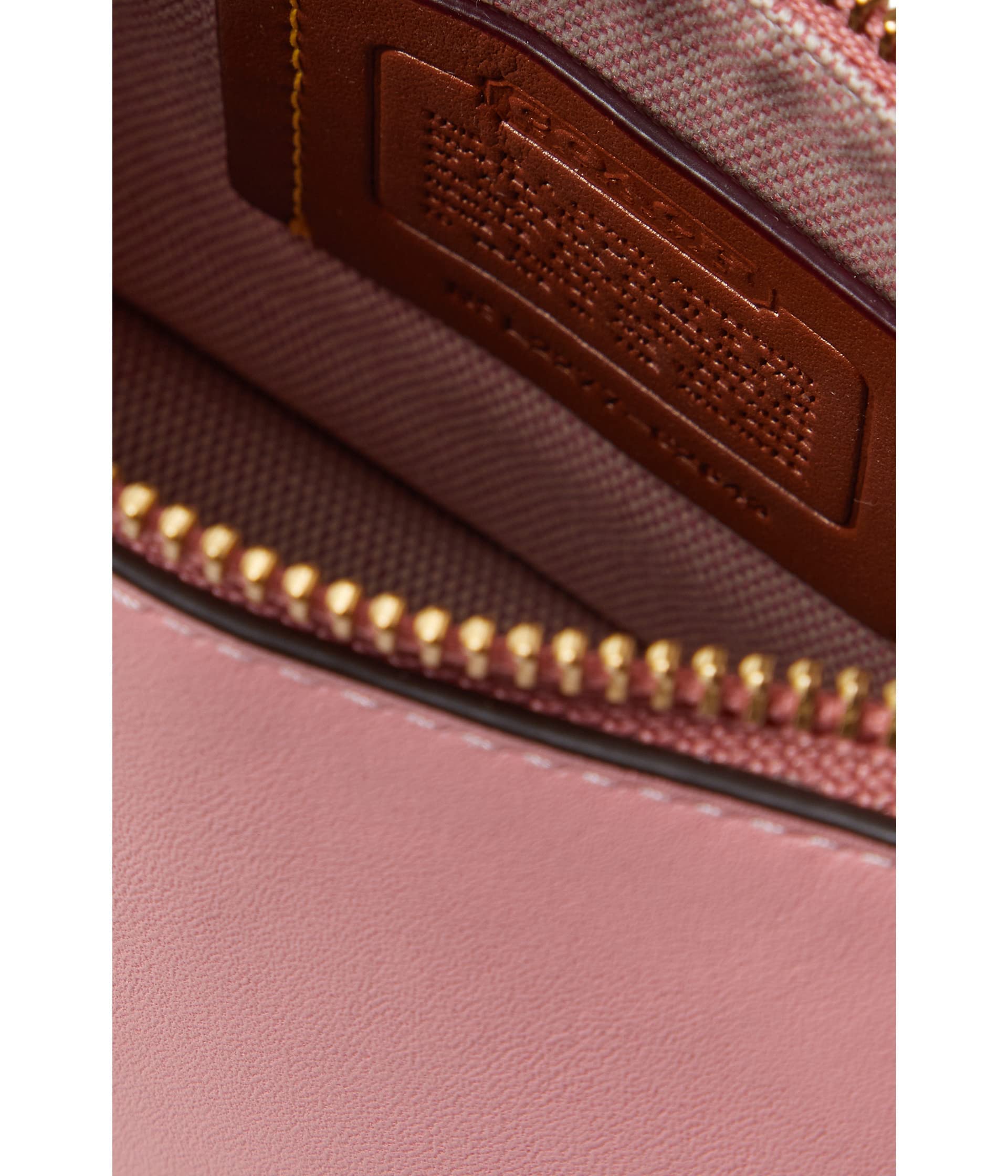 COACH The Originals Glovetanned Leather Swinger 20 Bubblegum One Size