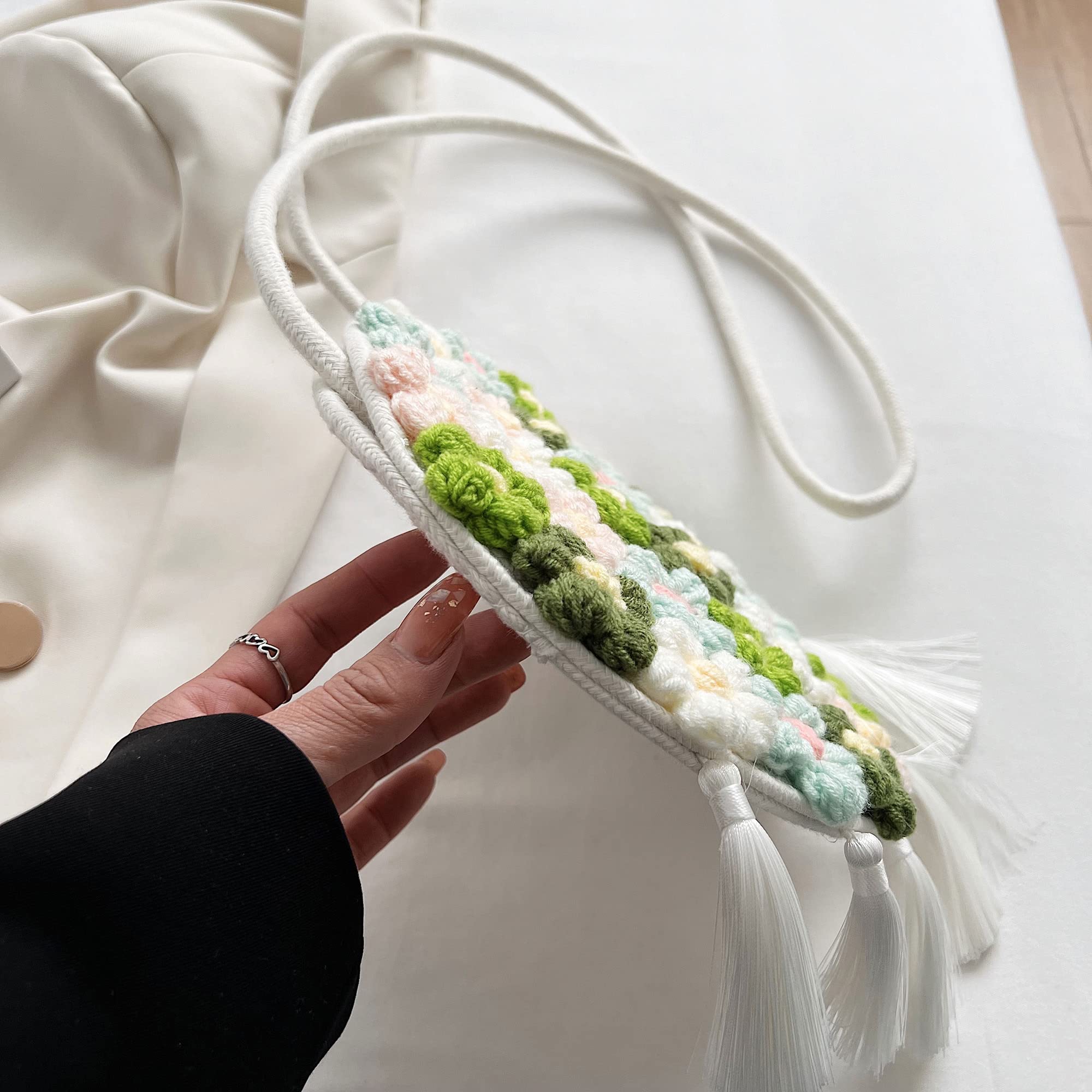 CHIC DIARY Handwoven Crossbody Handbag for Women Summer Beach Flower Shoulder Bag Small Cotton Crochet Round Purse (White)