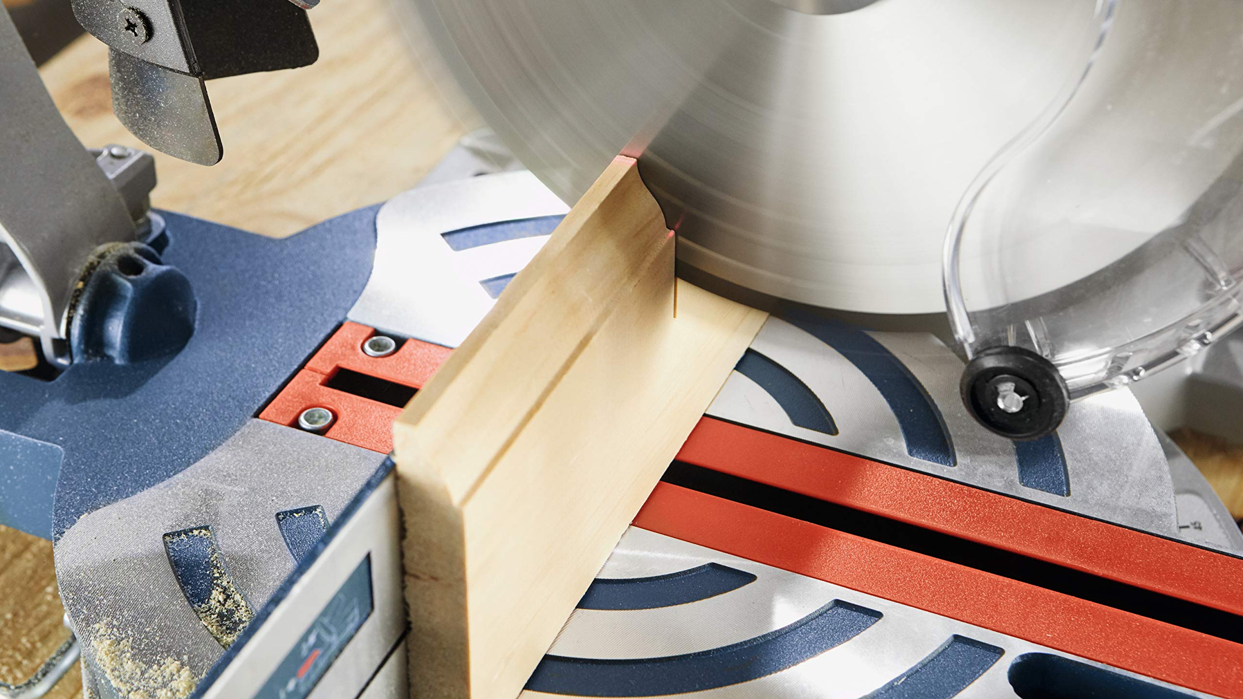 BOSCH GCM18V-08N14 18V 8-1/2 In. Single-Bevel Slide Miter Saw Kit with (1) CORE18V 8.0 Ah PROFACTOR Performance Battery