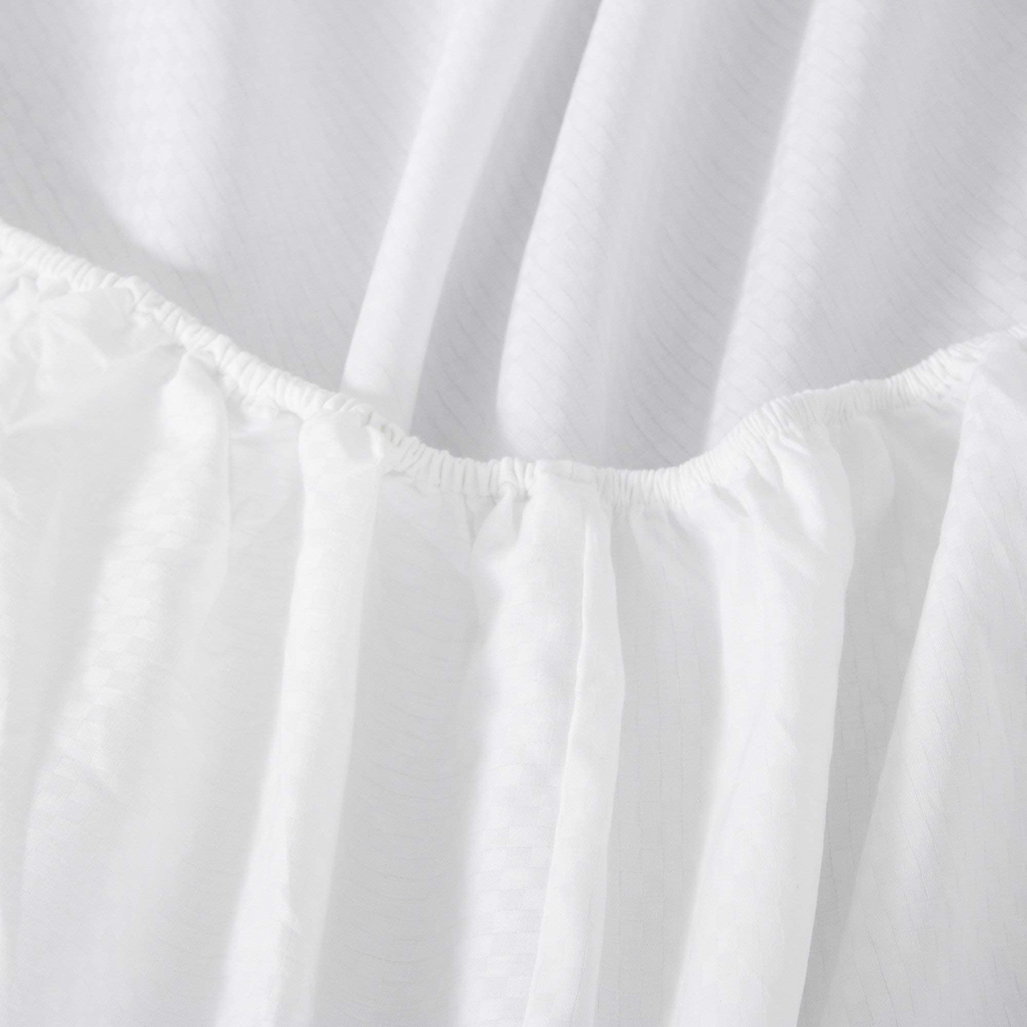 H by Frette Checkered Sateen Standard Bed Bundle (Queen) - Luxury All-White Bedding Bundle/Includes Pillowcases, Fitted Sheet, and Duvet Cover