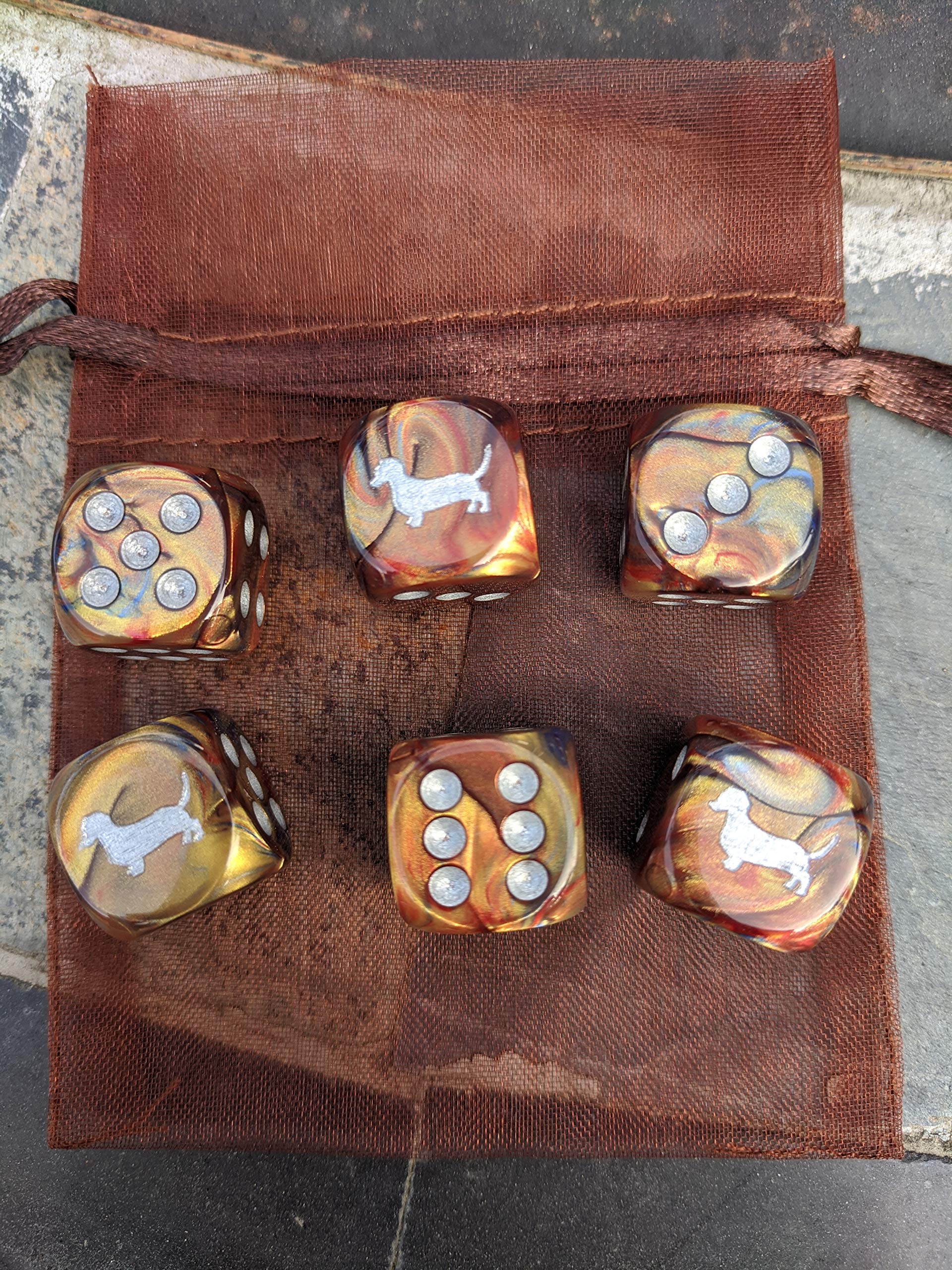 Petmywiener.com Exclusive Dachshund Playing Dice, Etched Dachshund Design (6 dice)