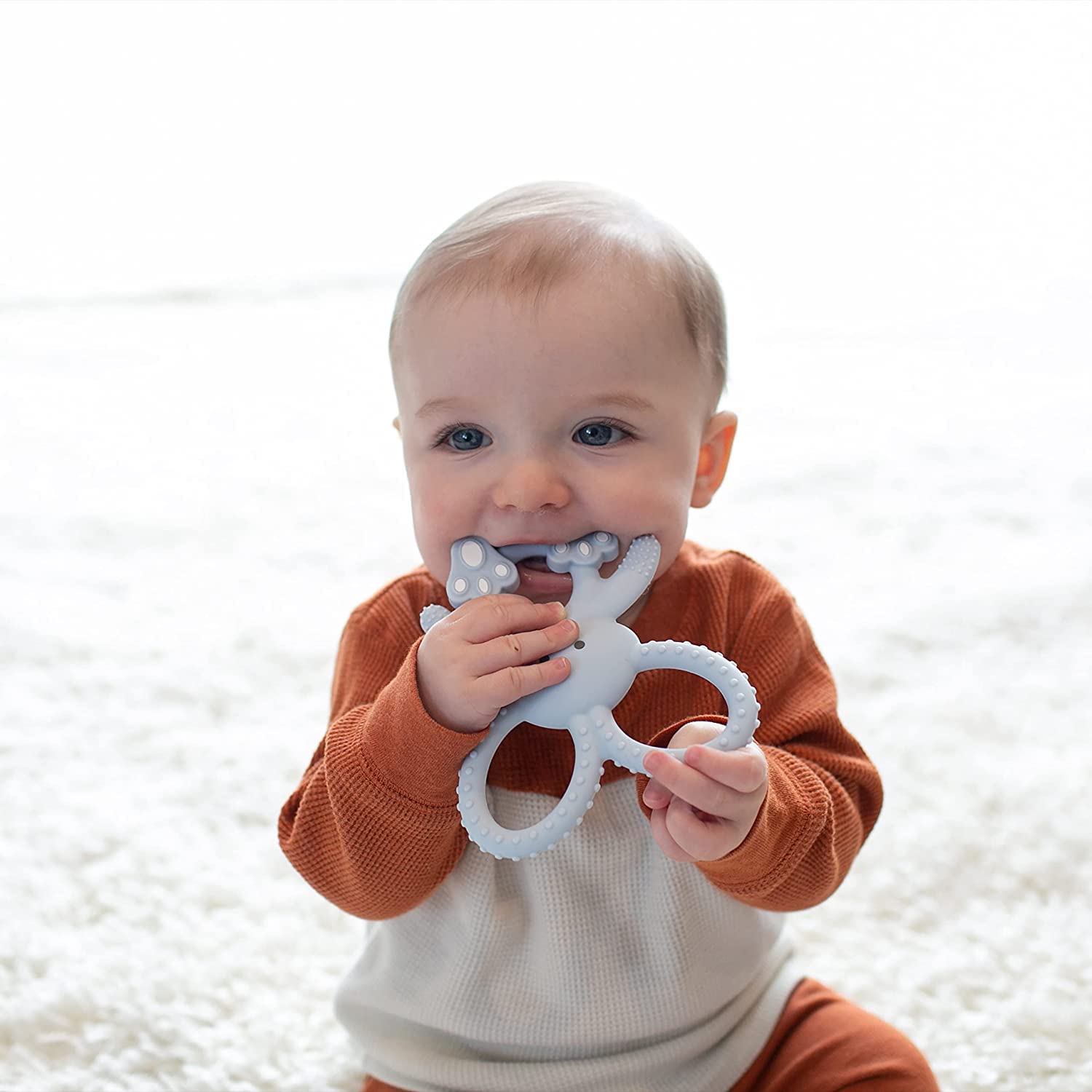Dr. Brown's Baby Teether Variety Pack, Fox Learning Loop Silicone Ring, Giraffe Tidgees Massaging Teether, and Flexees Friends Silicone Elephant Teether, Blue
