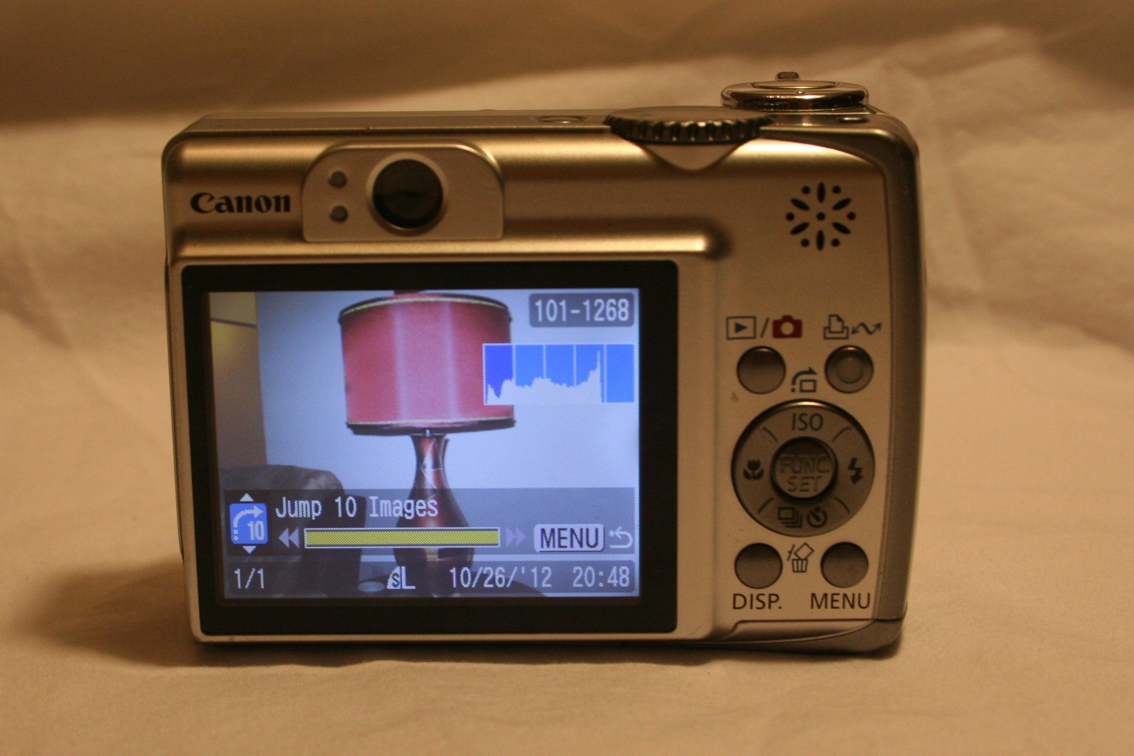 Canon PowerShot A560 7.1MP Digital Camera with 4x Optical Zoom (OLD MODEL)