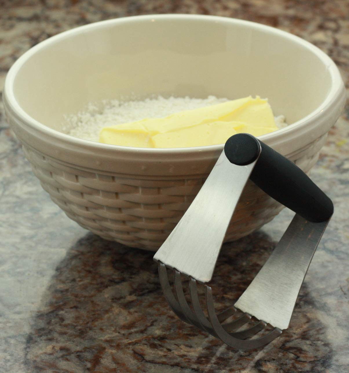 Cestari Professional Pastry Cutter - Heavy Duty Dough & Pastry Blenders - 4 Thick Blades - Soft Grip Handle - Pie Making Tools - 304 Stainless Steel - Lifetime Replacement Warranty