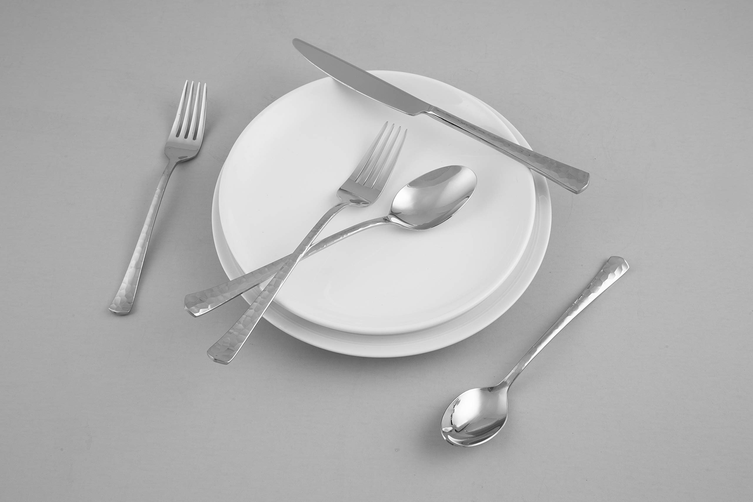 Cambridge Silversmiths Raegan Hammered Mirror 20-Piece Flatware Set