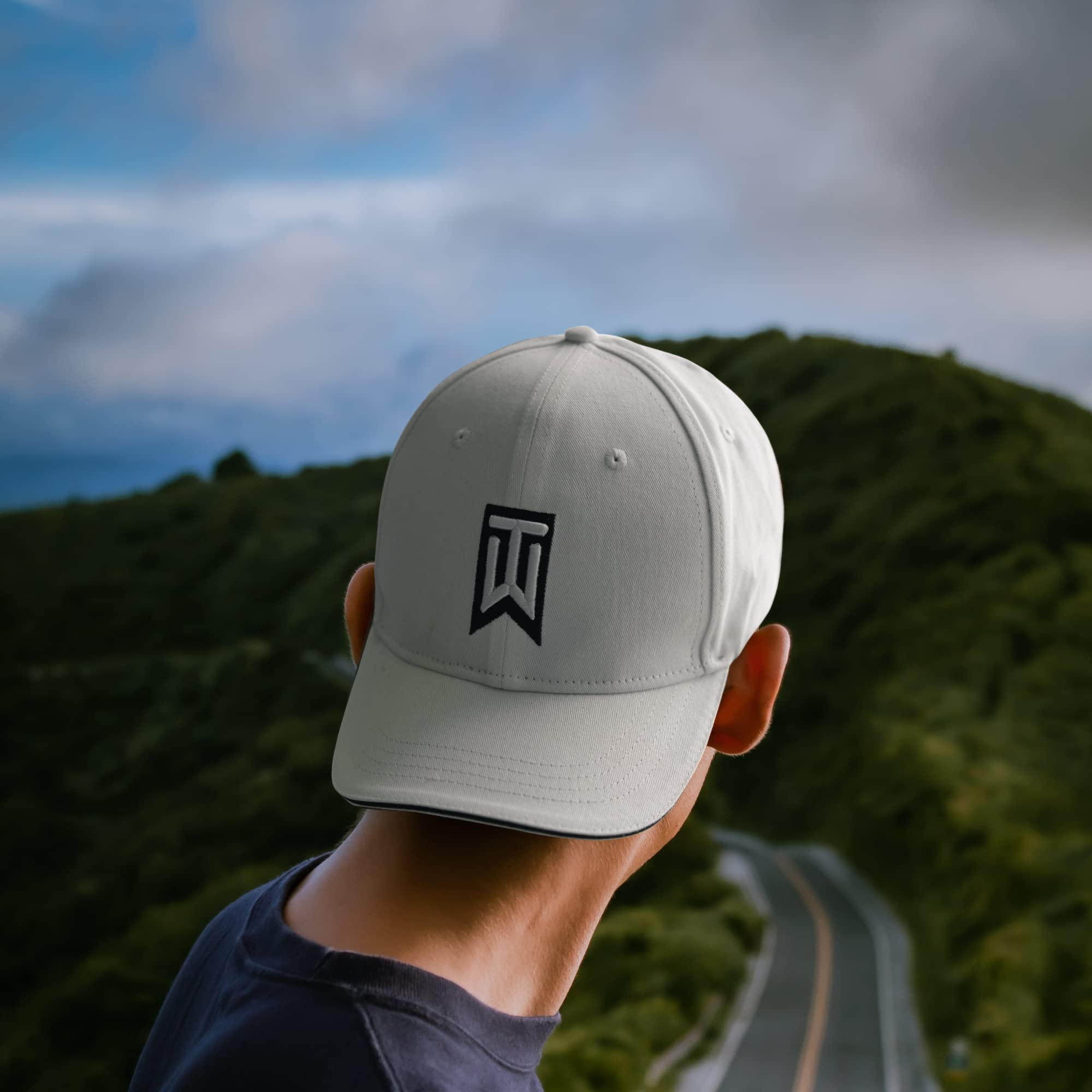 Classic Embroidered Logo Golf Hat Adjustable Baseball Cap Fans Baseball Hat for Men Women White