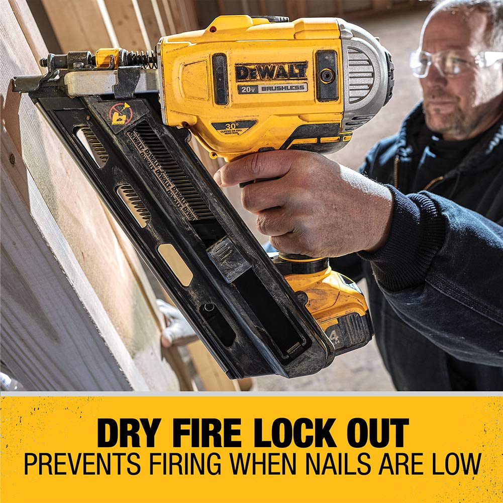 DEWALT 20V MAX* Framing Nailer Kit, 30-Degree, Paper Collated (DCN692M1)