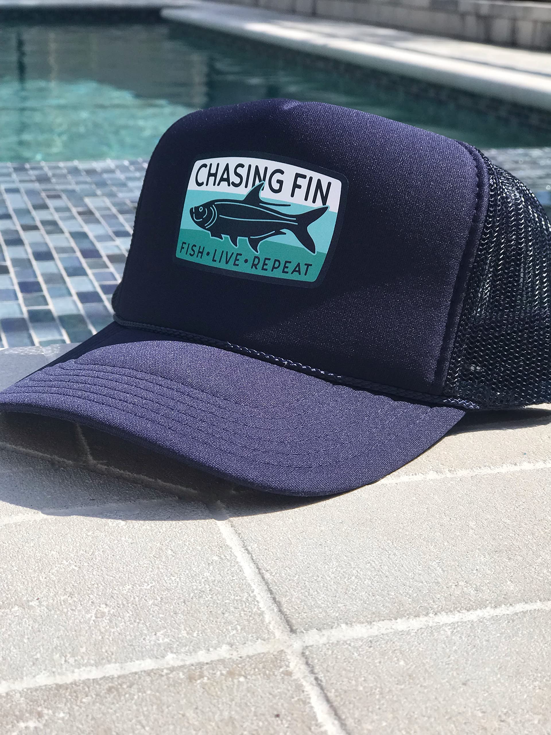 Chasing Fin Tarpon Fishing Trucker Hats for Men and Women, Snapback Foam & Mesh Baseball Cap. 5 Panel Adjustable Fishing Hat Navy