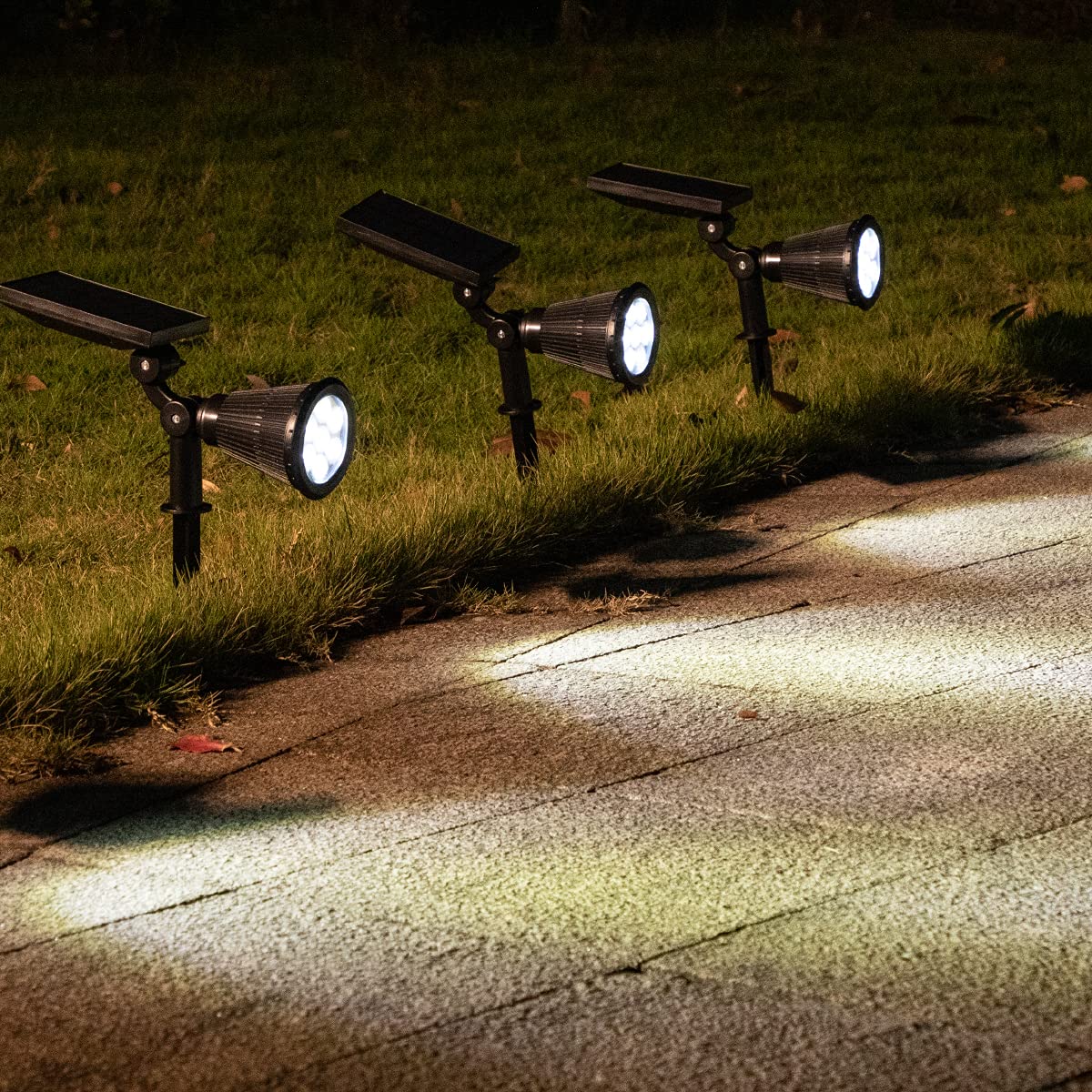 THALIA 7 Led Solar Lights Outdoor 4 Pack Solar Spot Lights Waterproof Solar Powered Landscape Spotlights Outdoor Pathway Lights Suit for Garden, Patio Yard (White light)