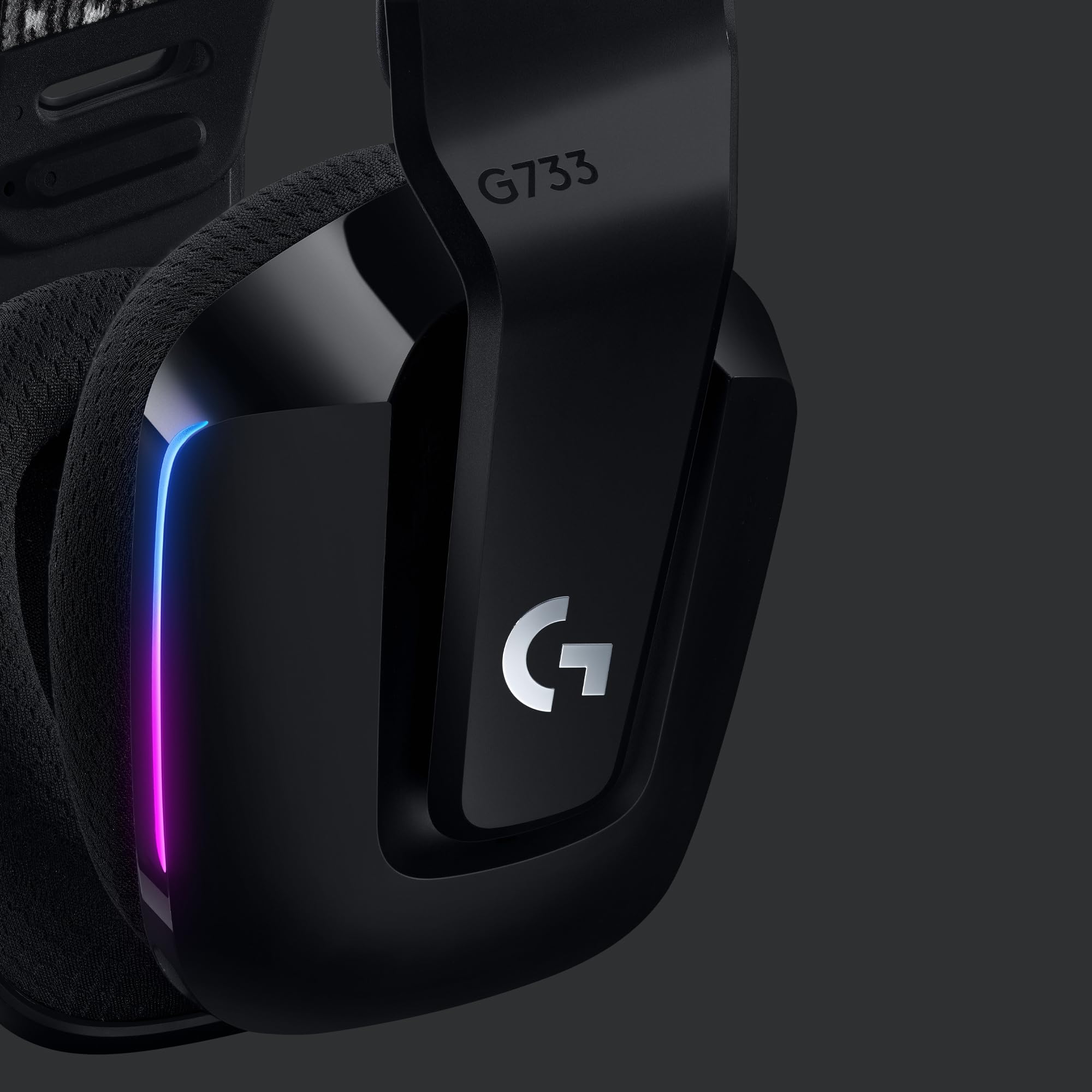 Logitech G733 Lightspeed Wireless Gaming Headset with Suspension Headband, LIGHTSYNC RGB, Blue VO!CE mic Technology and PRO-G Audio Drivers, Lightweight, 29 Hour Battery Life, 20m Range - Black