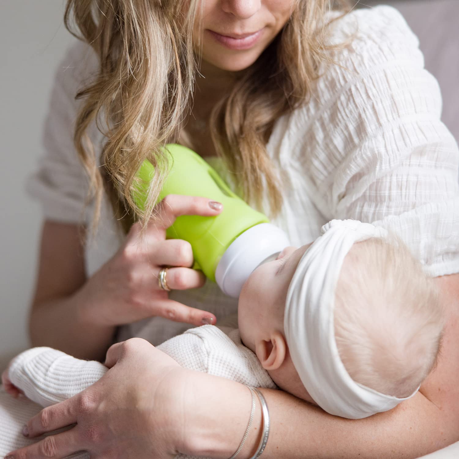 Olababy Silicone Sleeve for Avent Natural Glass Baby Bottles (8 oz, Translucent)
