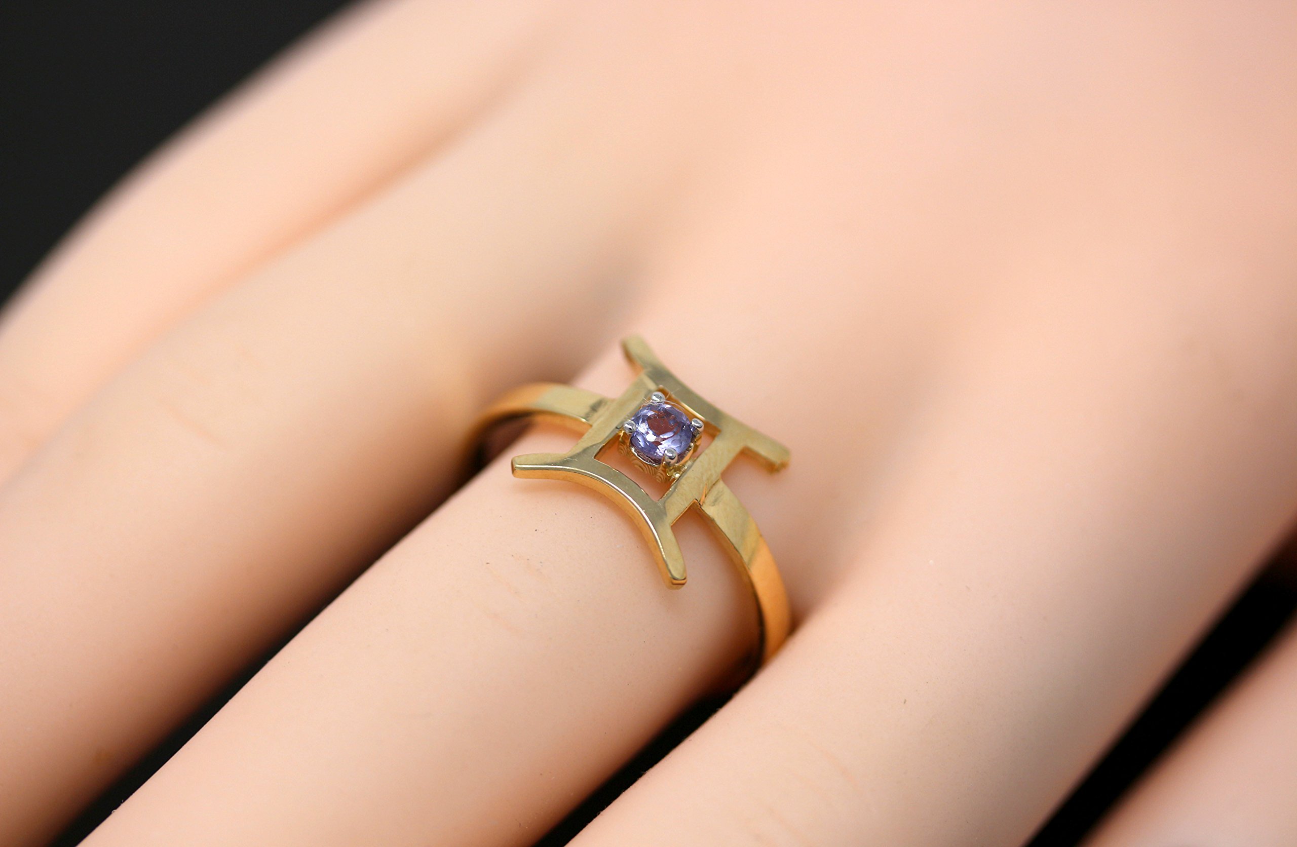 CaliRoseJewelry 10k Yellow Gold Gemini Zodiac Ring for Women with June Birthstone (Size 7)