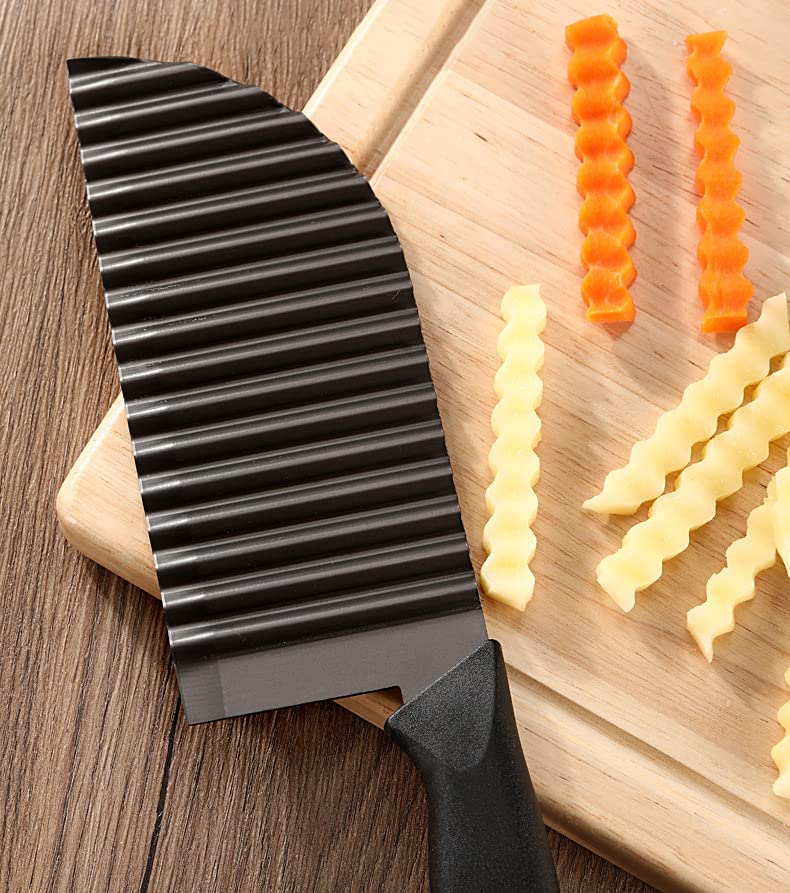 Crinkle Cutter Vegetable Stainless Steel Deeper Crinkle Slicer Sharp Blade with Hang Hole Wavy French Fries Chopper for Potato, Carrot, Etc (Black)