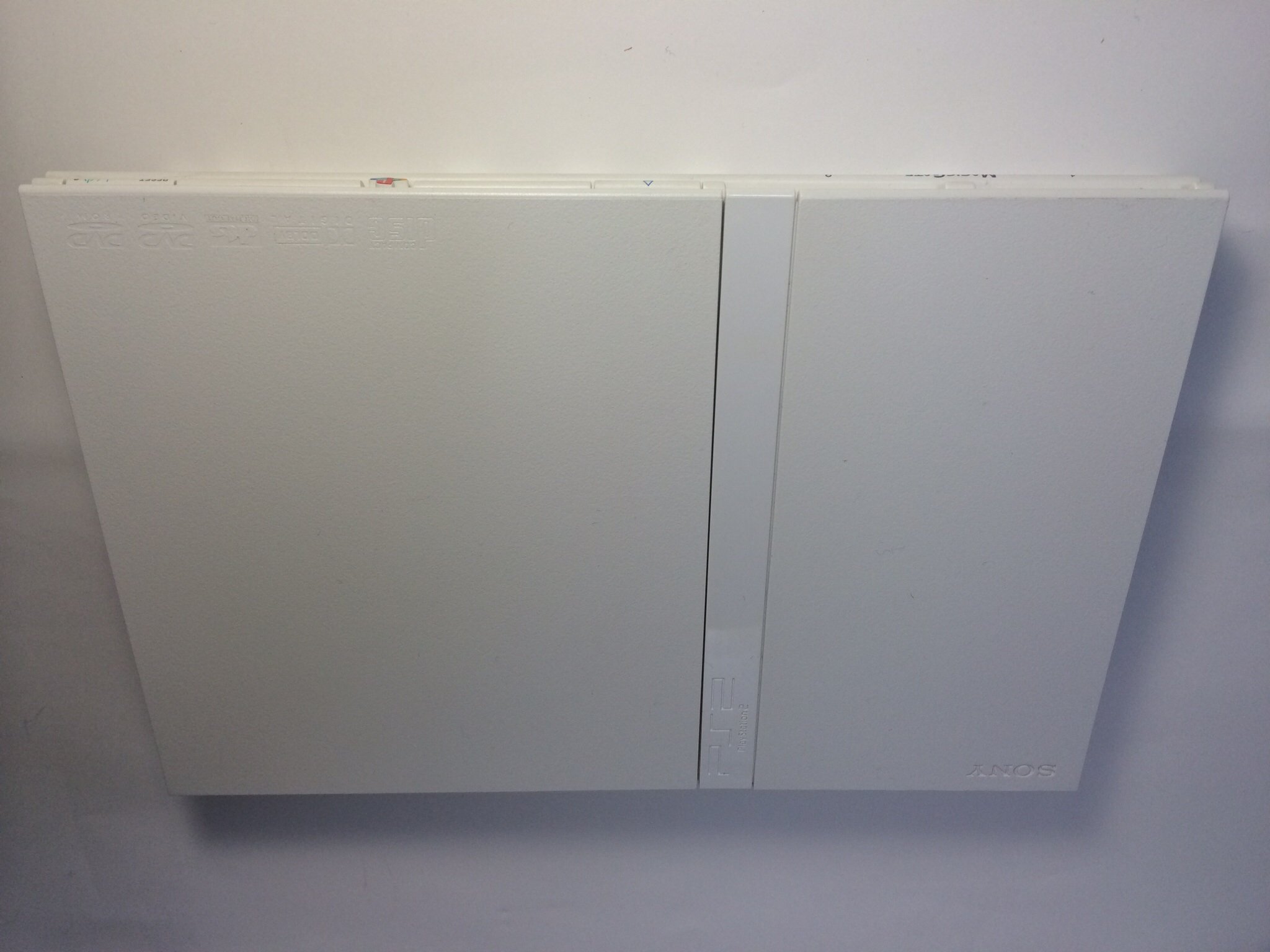 PlayStation 2 Ceramic White (SCPH-70000CW) [maker production end]