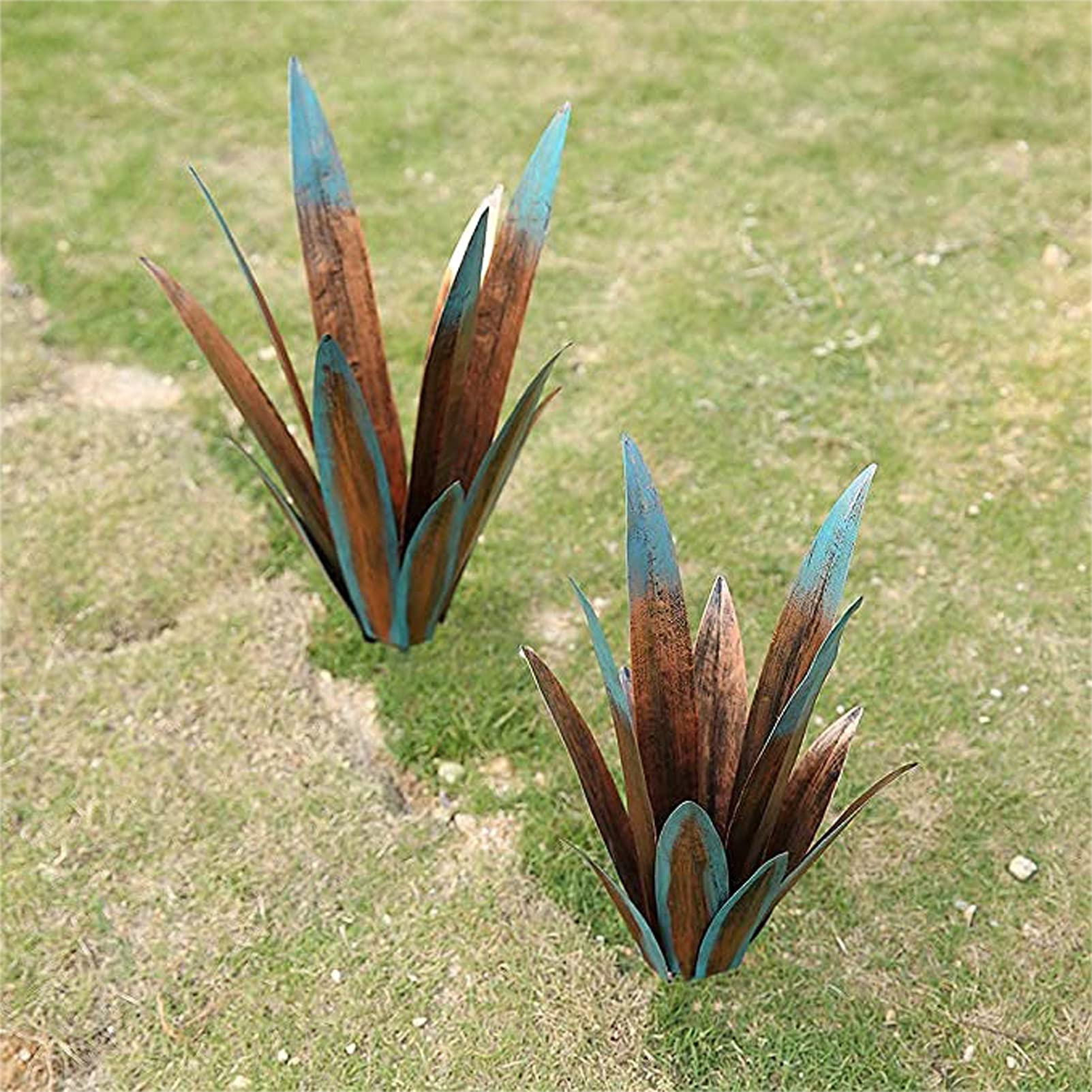 WYT-Fan Rustic Metal Agave Hand Painted Figurines for Patio Rustic Agave Decor DIY Tequila Art Agave Sculpture for Garden Decoration,Blue3,65cm