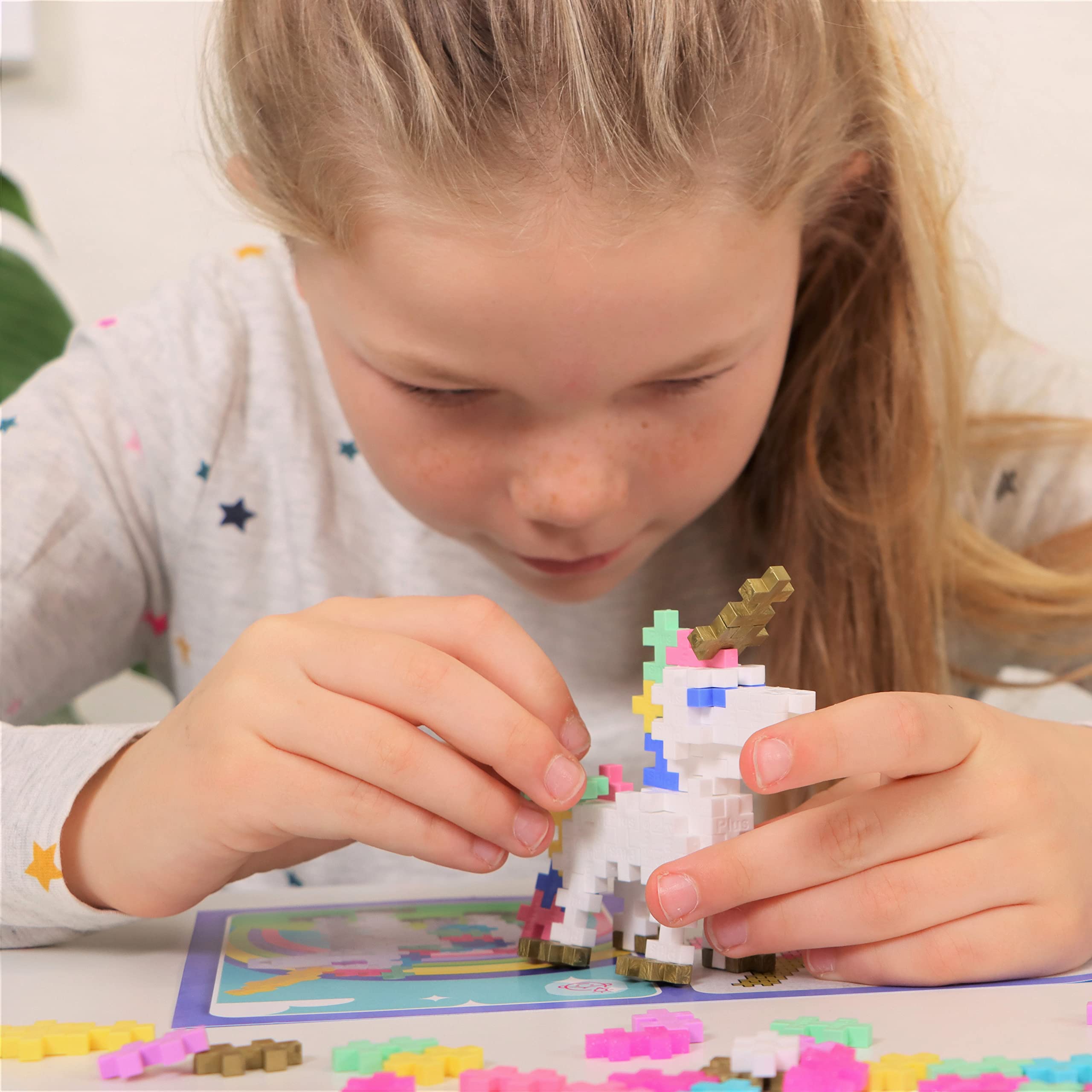 Plus Plus Learn to Build Set, 240 Mini Interlocking Building Blocks, 3D Puzzle Stem & Art Kit Playset - Unicorns