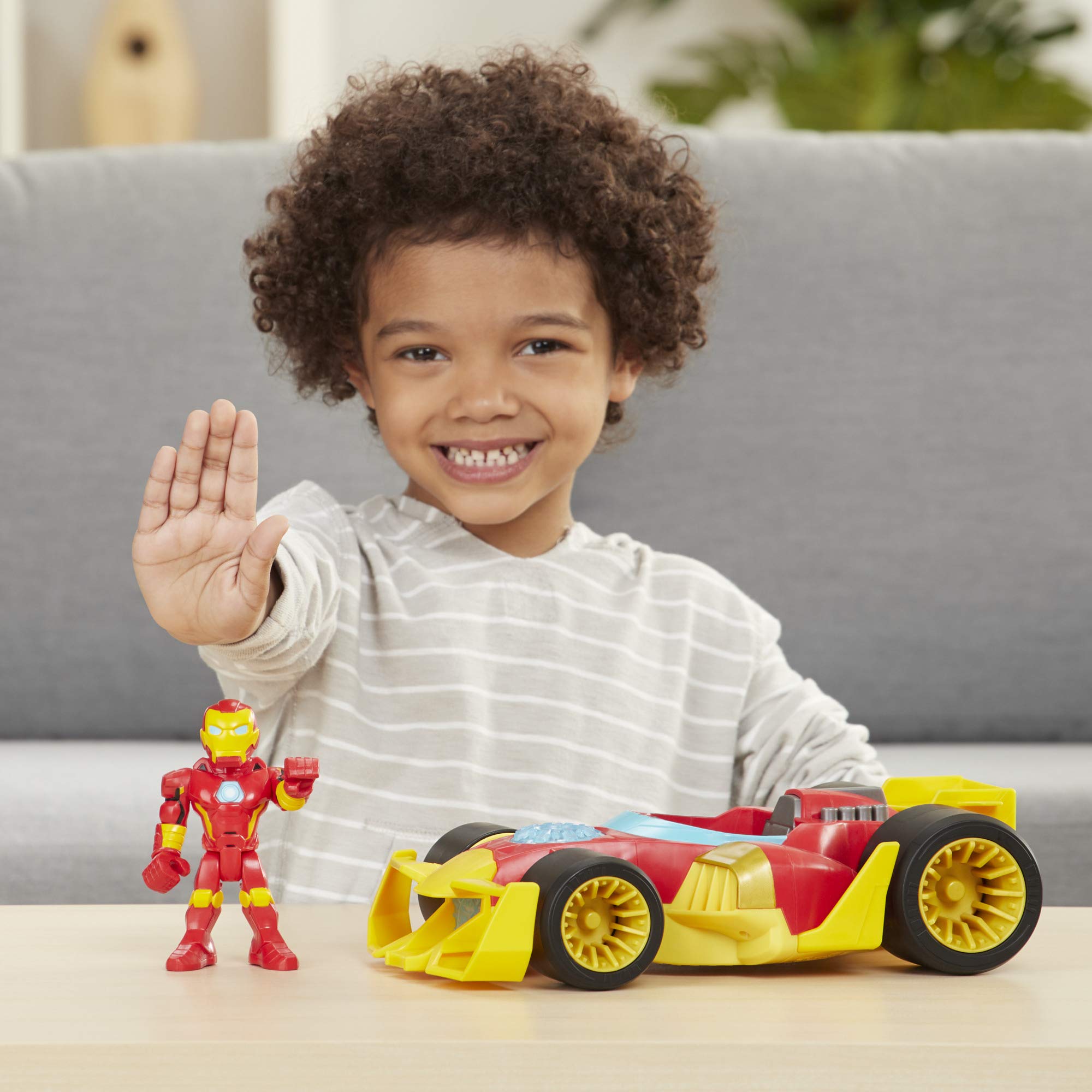 Marvel Super Hero Adventures Figure and Jetquarters Multipack, 3 Action Figures and 3 Vehicles, 5-Inch Toys for Kids Ages 3 and Up (Amazon Exclusive)