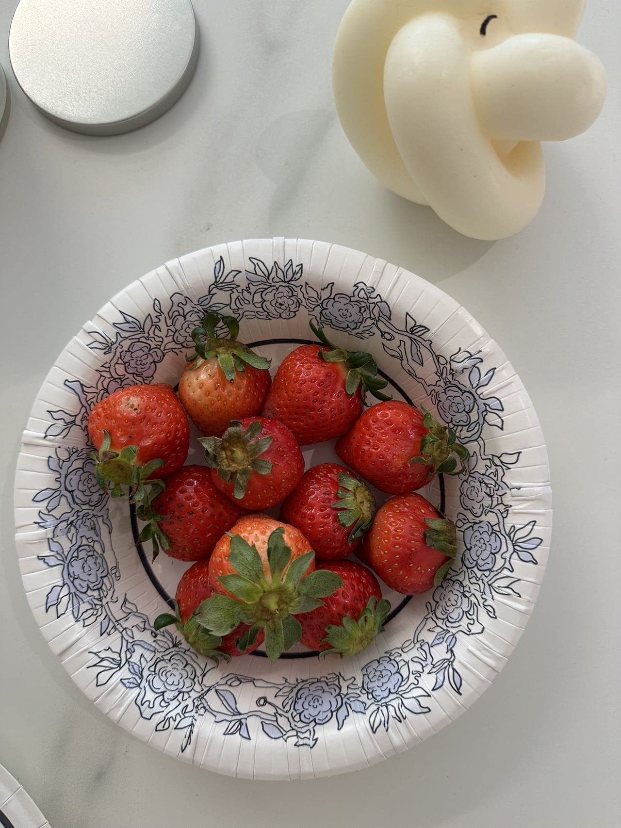 DHG PROFESSIONAL Pack of 42 Counts Beautifully Designed Blue Floral Paper Bowls - Luxury Disposable Tableware for any Occasion (20oz Bowl)