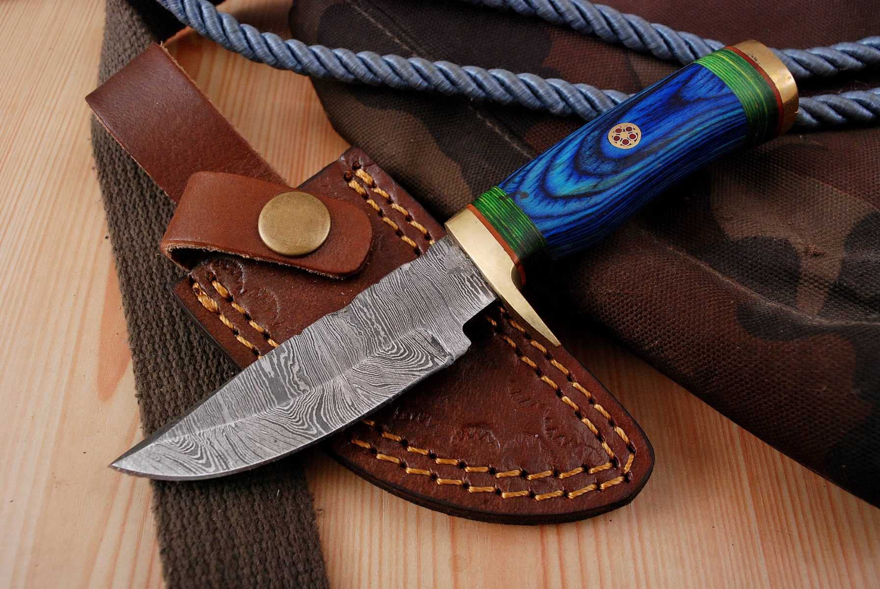 Damascus Hunting Bowie 5022EK Damascus Steel Hunting Knife