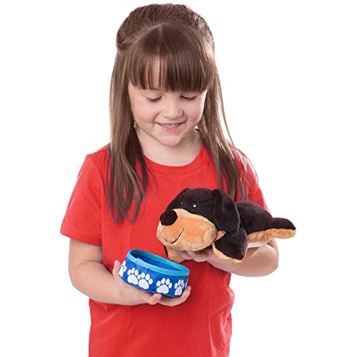 Melissa & Doug Tote & Tour Pet Travel Play Set with 2 Plush Stuffed Animals (15 pcs)