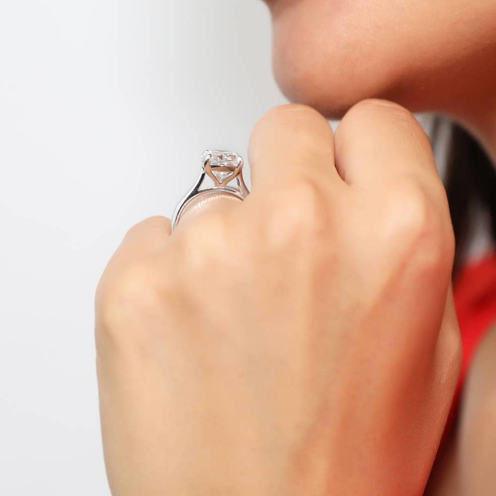 BERRICLE Sterling Silver Solitaire Wedding Engagement Rings 5.5 Carat Oval Cut Cubic Zirconia CZ Ring Set for Women, Rhodium Plated Size 7.5