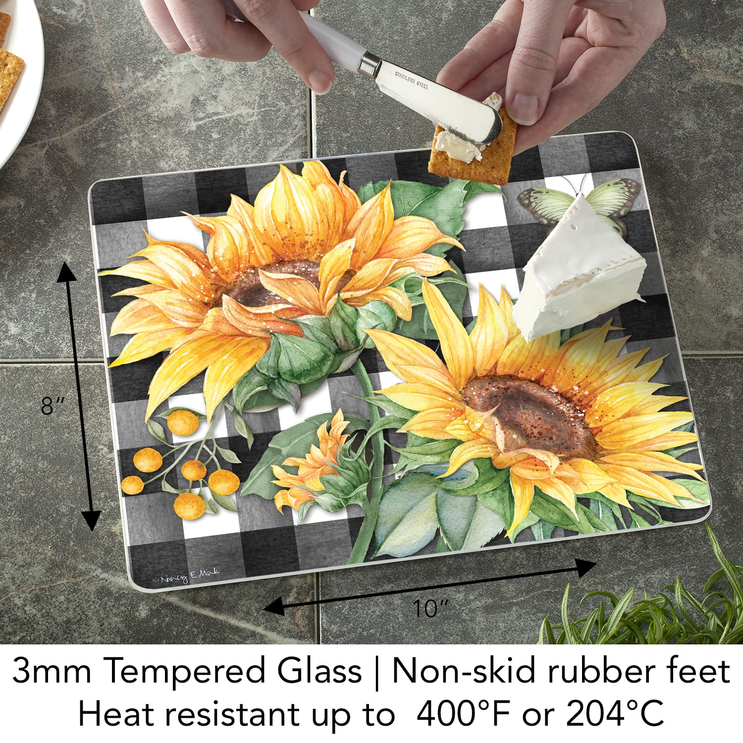 CounterArt Sunflower Fields Decorative 3mm Heat Tolerant Tempered Glass Cutting Board 10” x 8” Manufactured in the USA Dishwasher Safe