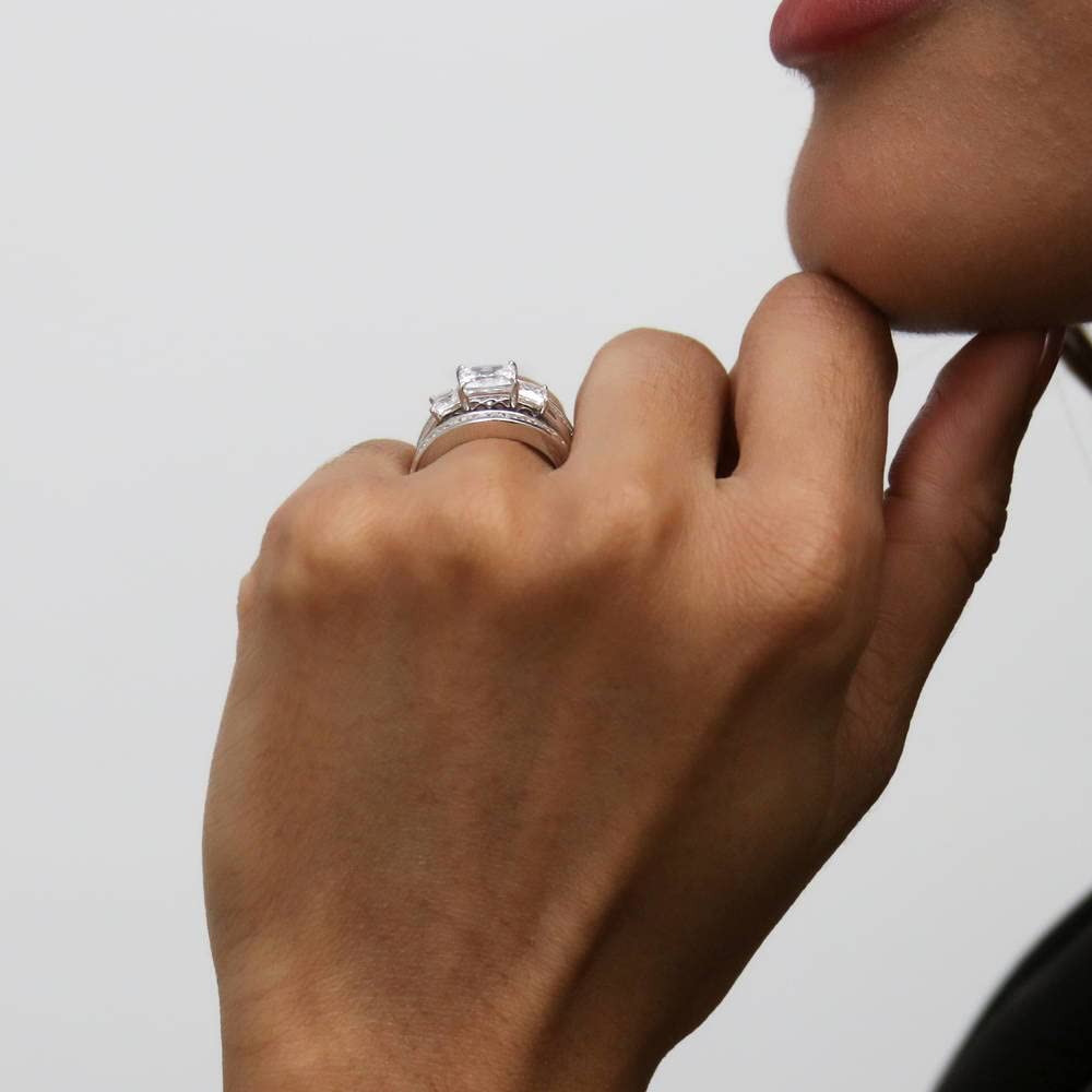 BERRICLE Sterling Silver 3-Stone Wedding Engagement Rings Princess Cut Cubic Zirconia CZ Ring Set for Women, Rhodium Plated Size 7