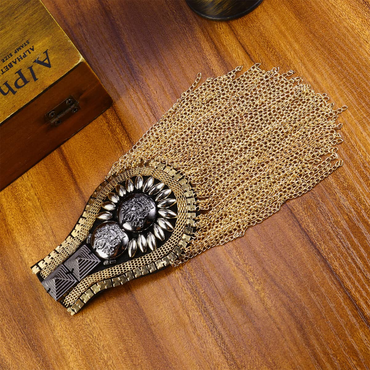 SUPVOX 2pcs Shoulder Epaulets Tassel Punk Fashion Shoulder Board for Man Woman(Golden)