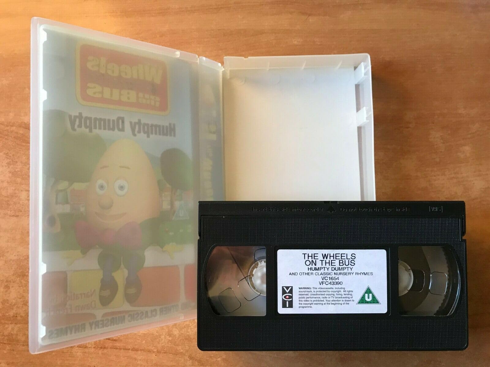 Wheels on the Bus Volume 2 [VHS]