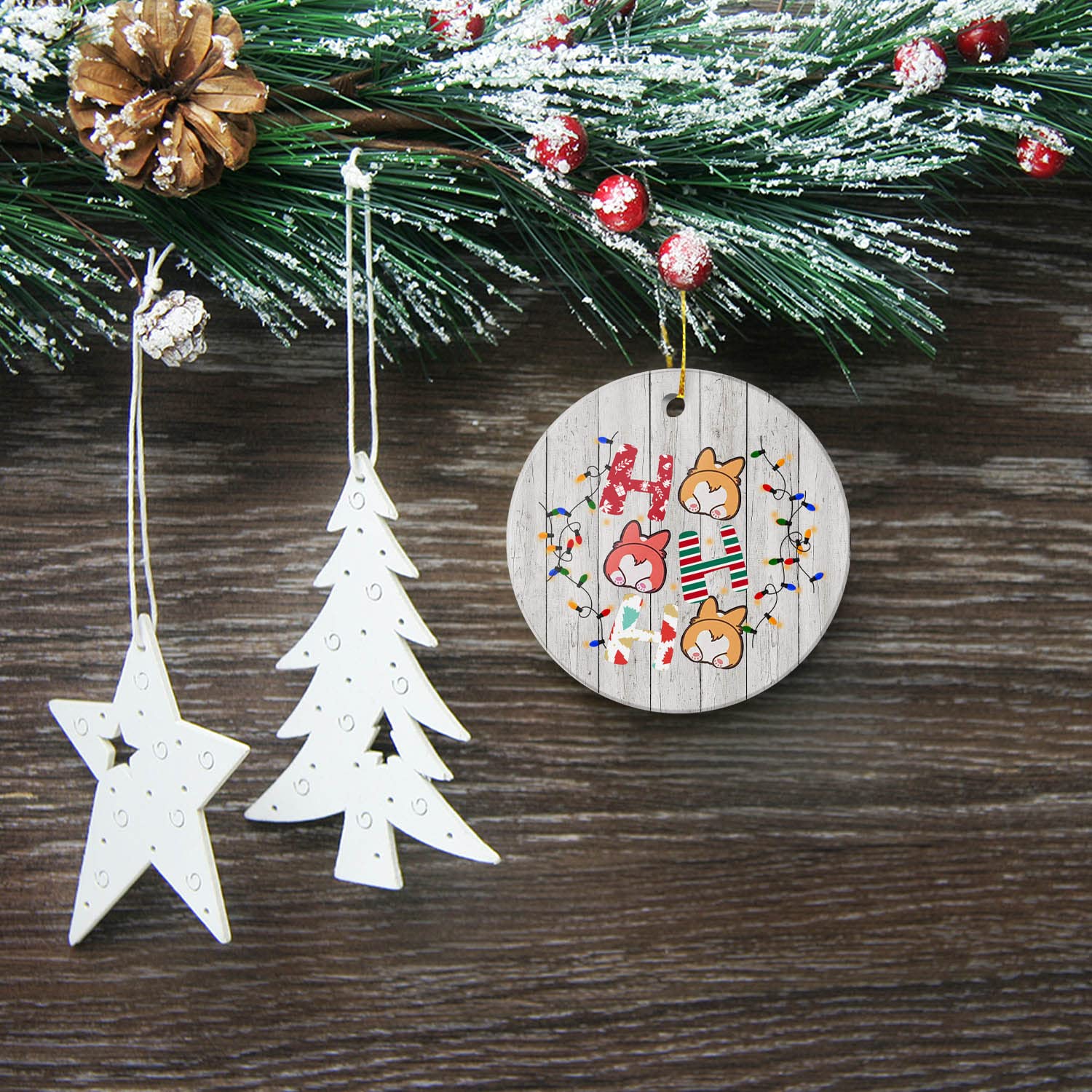 CZHEZEE Ho Ho Ho Cute Corgi - Christmas Ornament - Holiday Ceramic Keepsake 3.5" Flat Circle Porcelain - Ceramic Disk - Christmas Tree Ornament - Gifts Idea for Christmas Keepsake - Holidays Presents