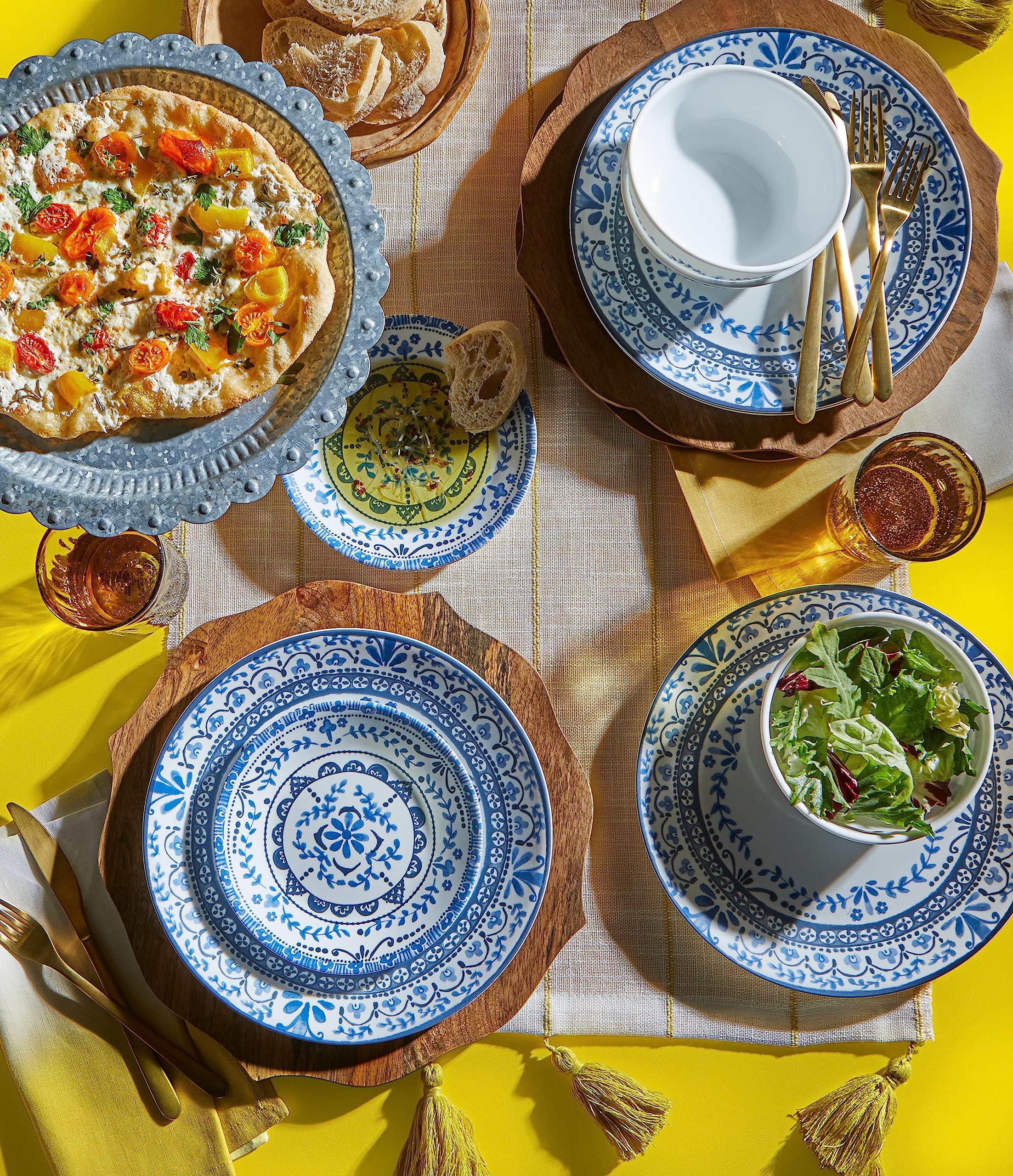 Corelle Vitrelle 6 PIECE Dinner Plates Set, Triple Layer Glass and Chip Resistant, Lightweight Round Plates, Portofino