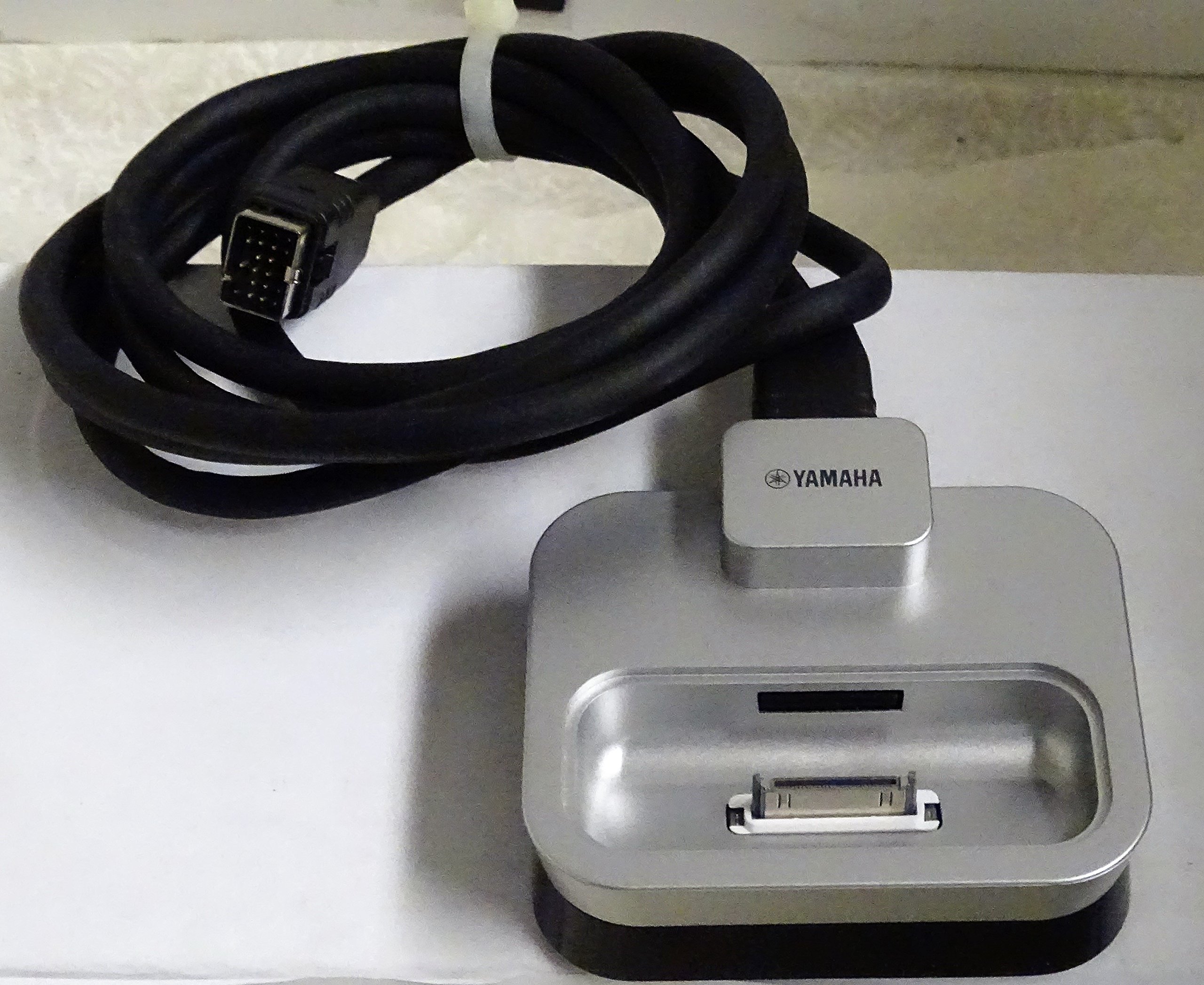Yamaha YDS-10 Universal iPod Dock for Select Yamaha Home Theater Receivers