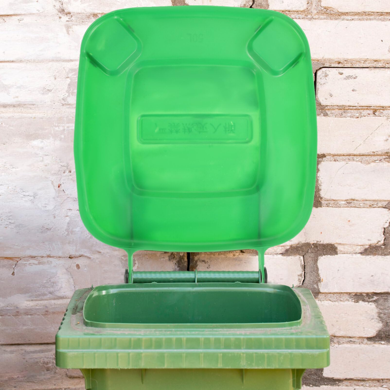 GANAZONO Commercial Trash Can Lid Replacement 50L/13.2 Gallon Outdoor Garbage Can Lid Cover Garbage Can Lock