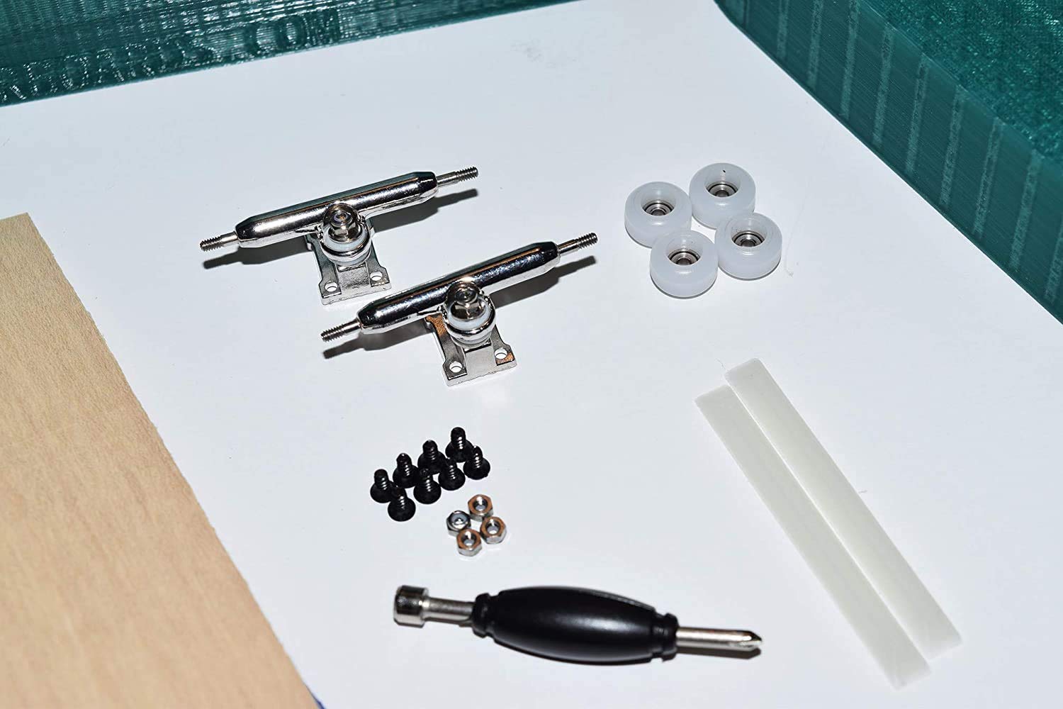 Pro 34mm Fingerboard High Kick Mold Kit - Veneer, Trucks, Wheels, Grip +Rails, Random