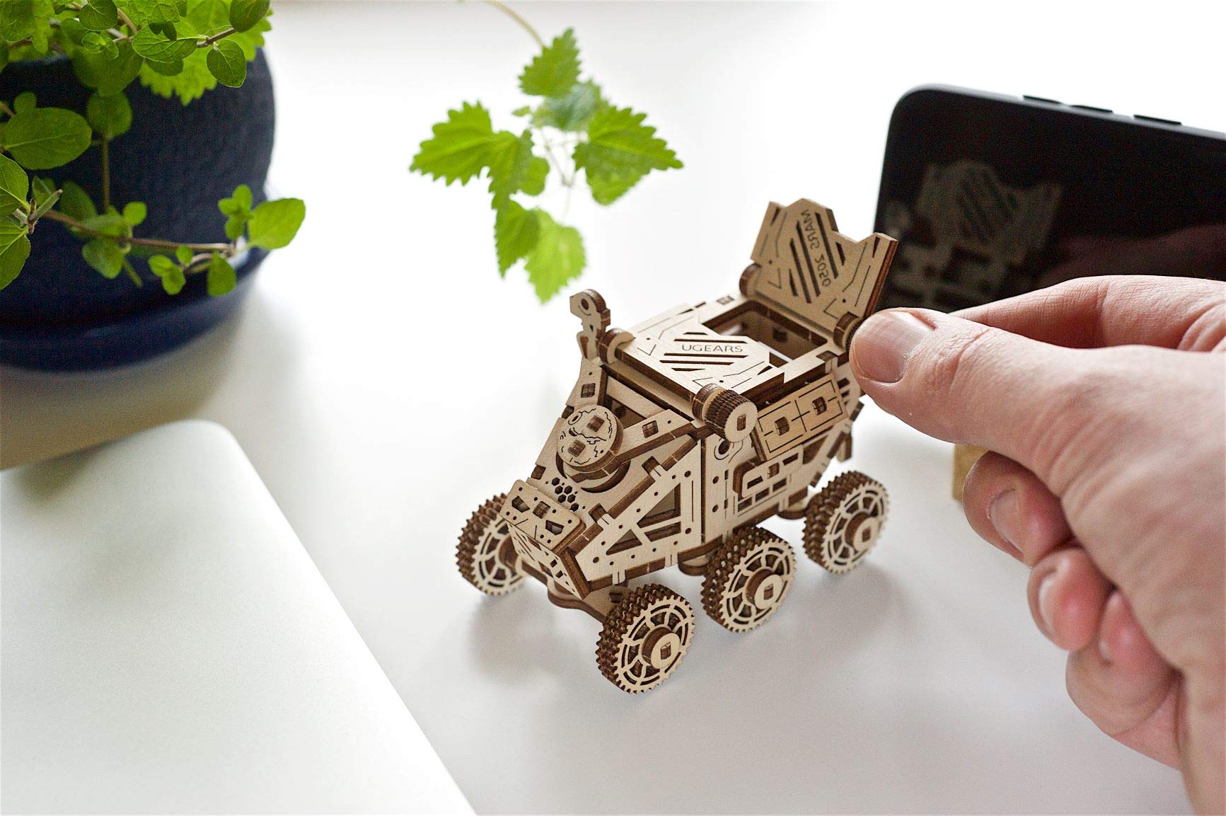 UGEARS Science STEM Mars Rover, DIY Engineering Activity, STEAM School Project, Mechanical Wooden Puzzle, Eco Building 3D Toy, Educational Gift for Kids & Teen, Boy Girl, Self-Assembly Craft Kit