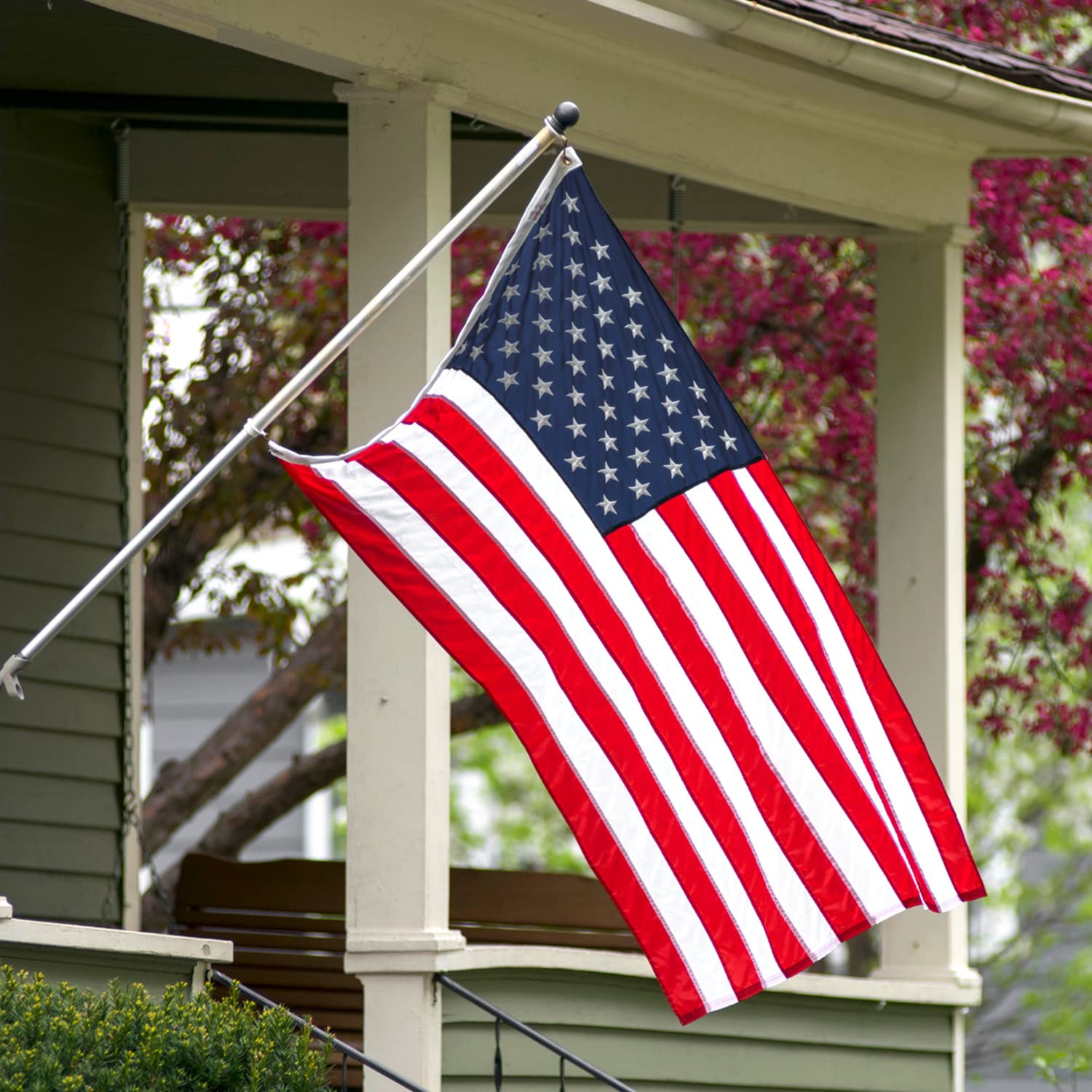 Cheeerrrs LLC American Flag, Embroidered Stars, Extremely Durable & Fade Resistant US Flag, Long-lasting Use American Flag For Outside, 3X5 FT US Flag, LLA
