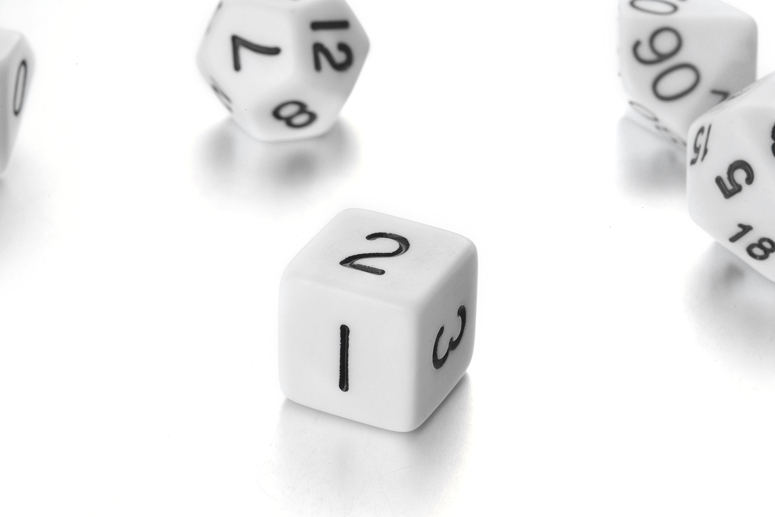 REINDEAR 7 Die Polyhedral Role Playing Game Dice Set with Treasure Chest Dice Container (White)