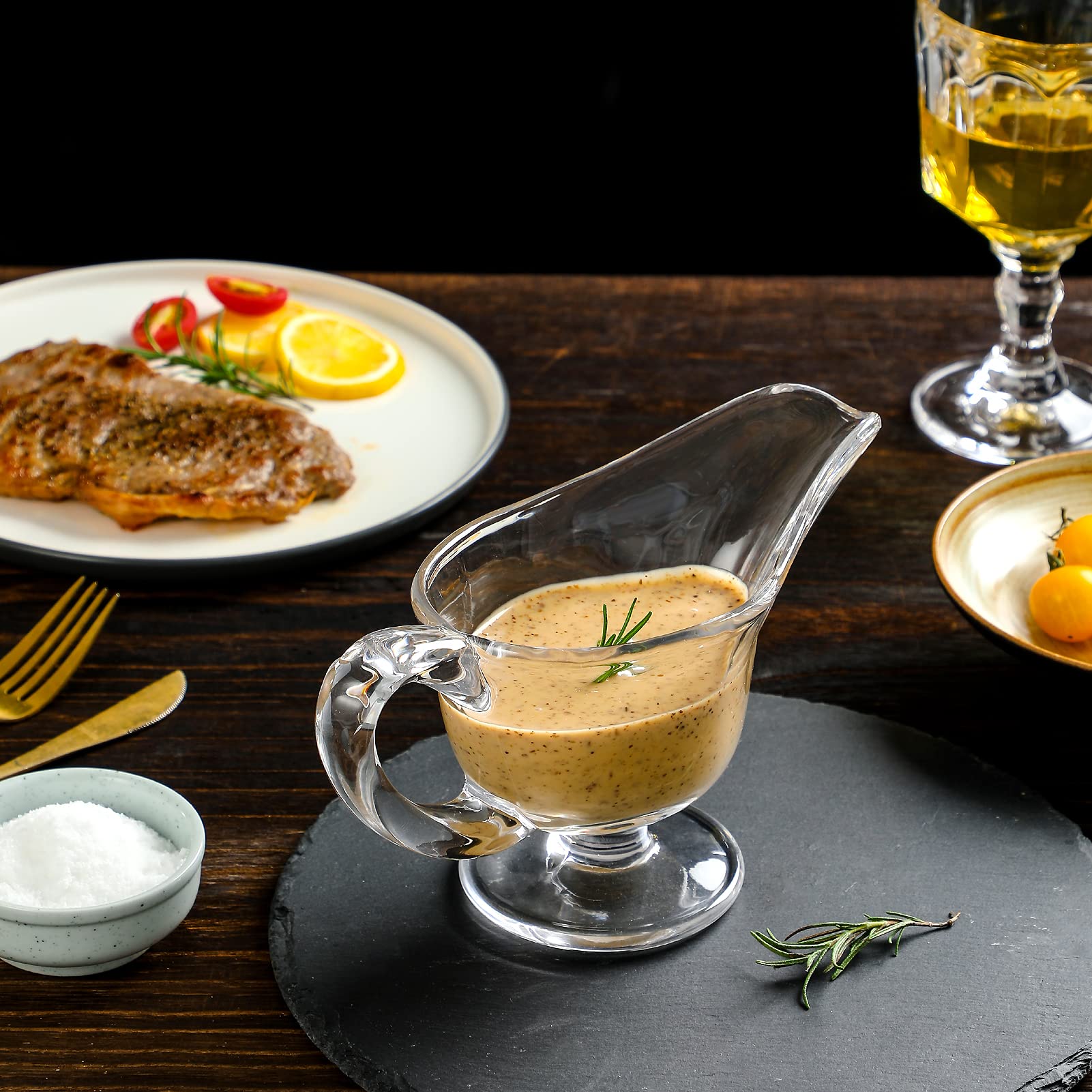 Classic Glass Gravy Boat with Handle, 10 oz Gravy Boat with Large Pour and Fewer Drips, Gravy Bowl Serving for Dining Holiday, Chrismas, Meals Party, Handmade Restaurant Kitchen Salad Dressing