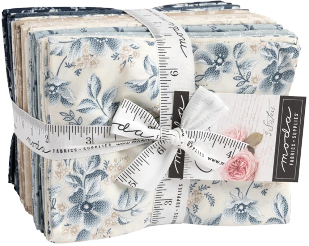 Cascade AB Bundle by 3 Sisters, 30 18-inch by 22-inch Precut Fabric Fat Quarters