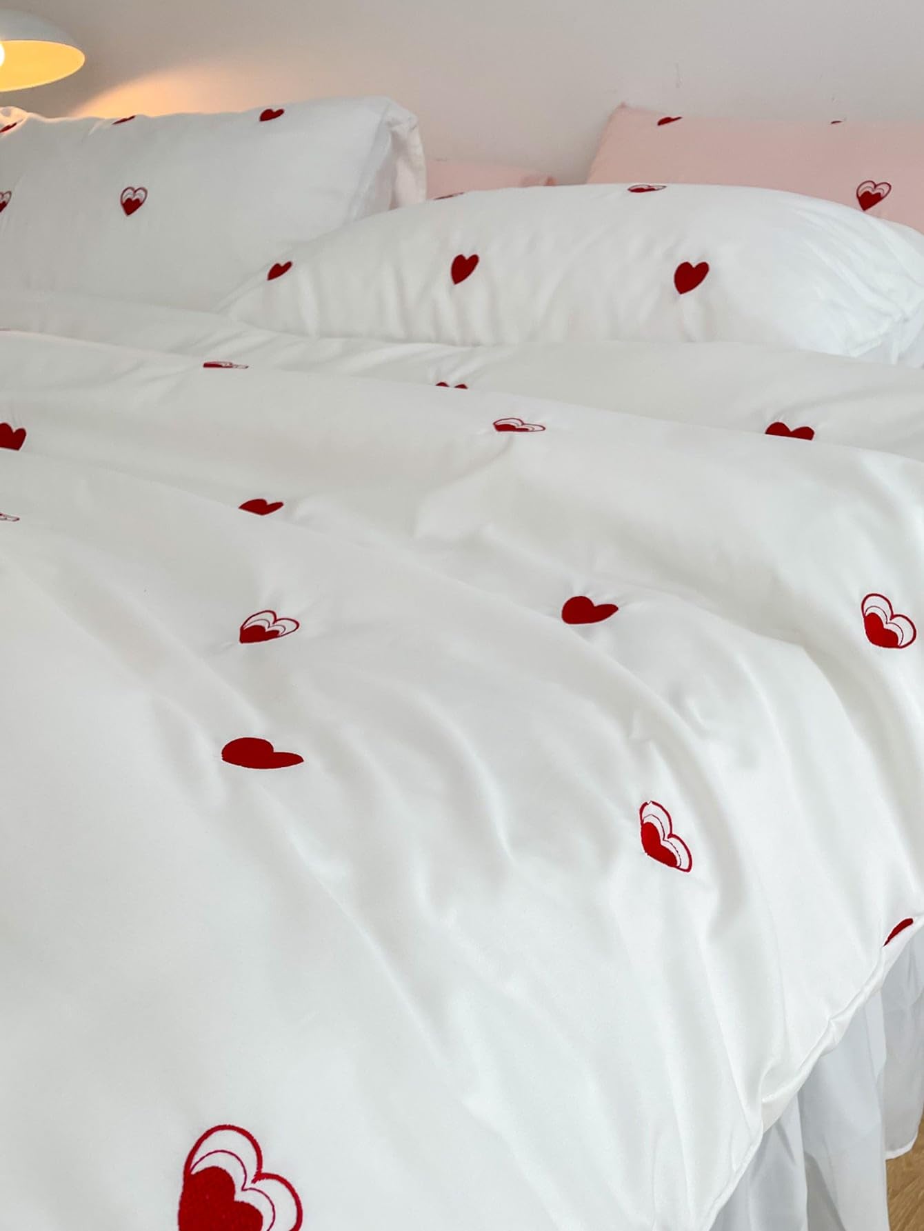 QWINEE 3Pcs Heart Embroidered Duvet Covers Sets Soft 3 Pieces Farmhouse Bedding Set with 1 Comforter Cover and 2 Pillowcases for All Season Rustic Lightweight White A Full