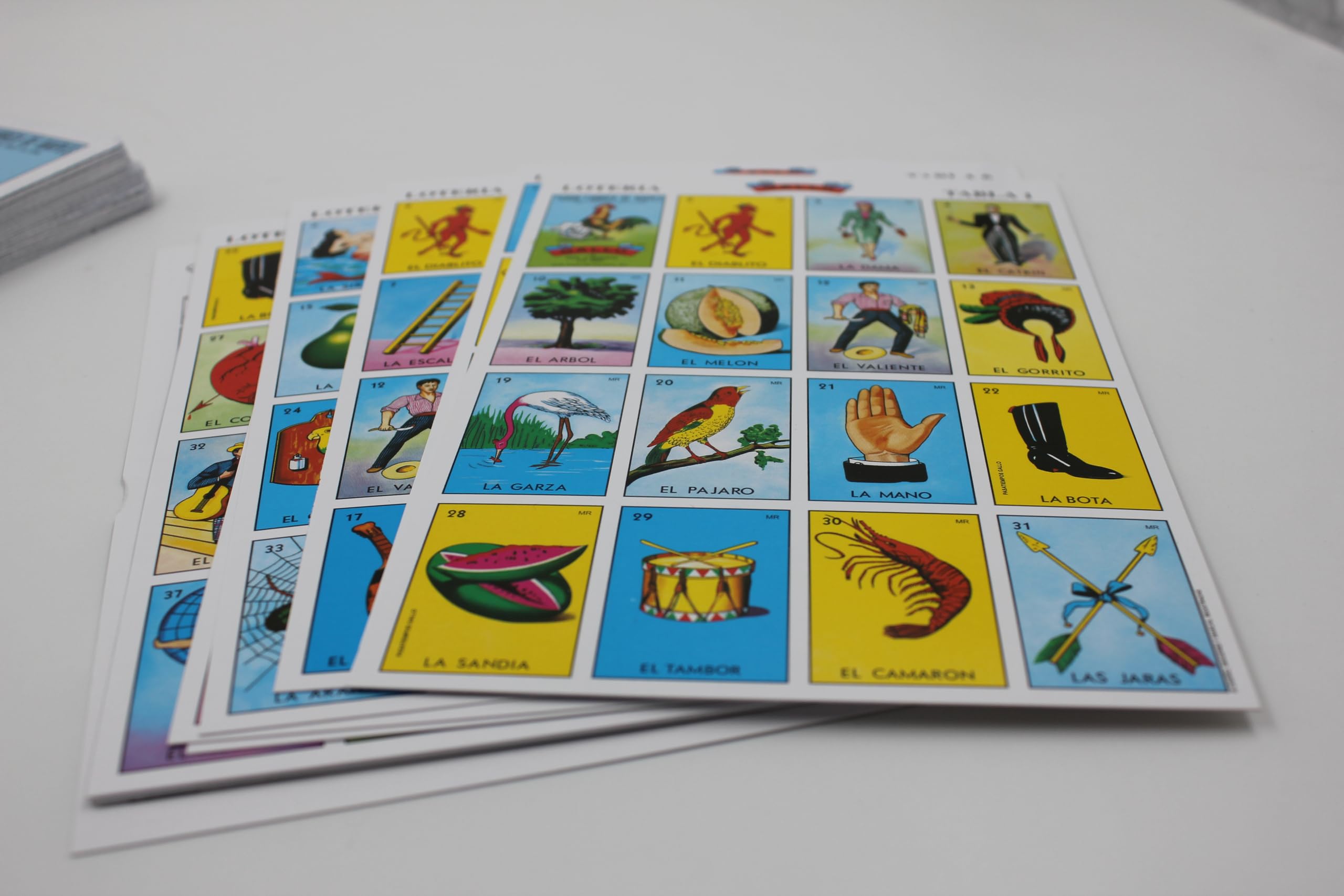 Loteria Authentic Mexican Game, Bingo Game with Colorful Illustrated Cards, Don Clemente Brand (10 Tablas (10 Boards))