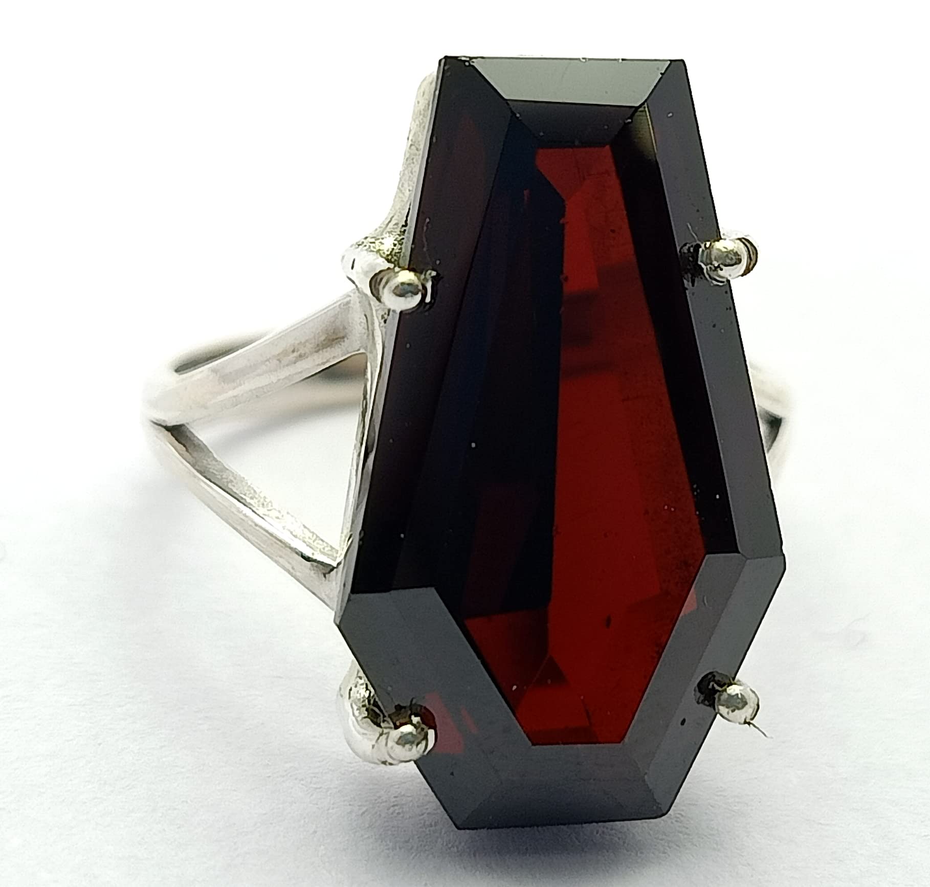 Carat Online 15 Carat Coffin Shape 925 Sterling Silver Garnet Gemstone Ring for Women| Ring Size 4 US to 12 US (Garnet, 4)