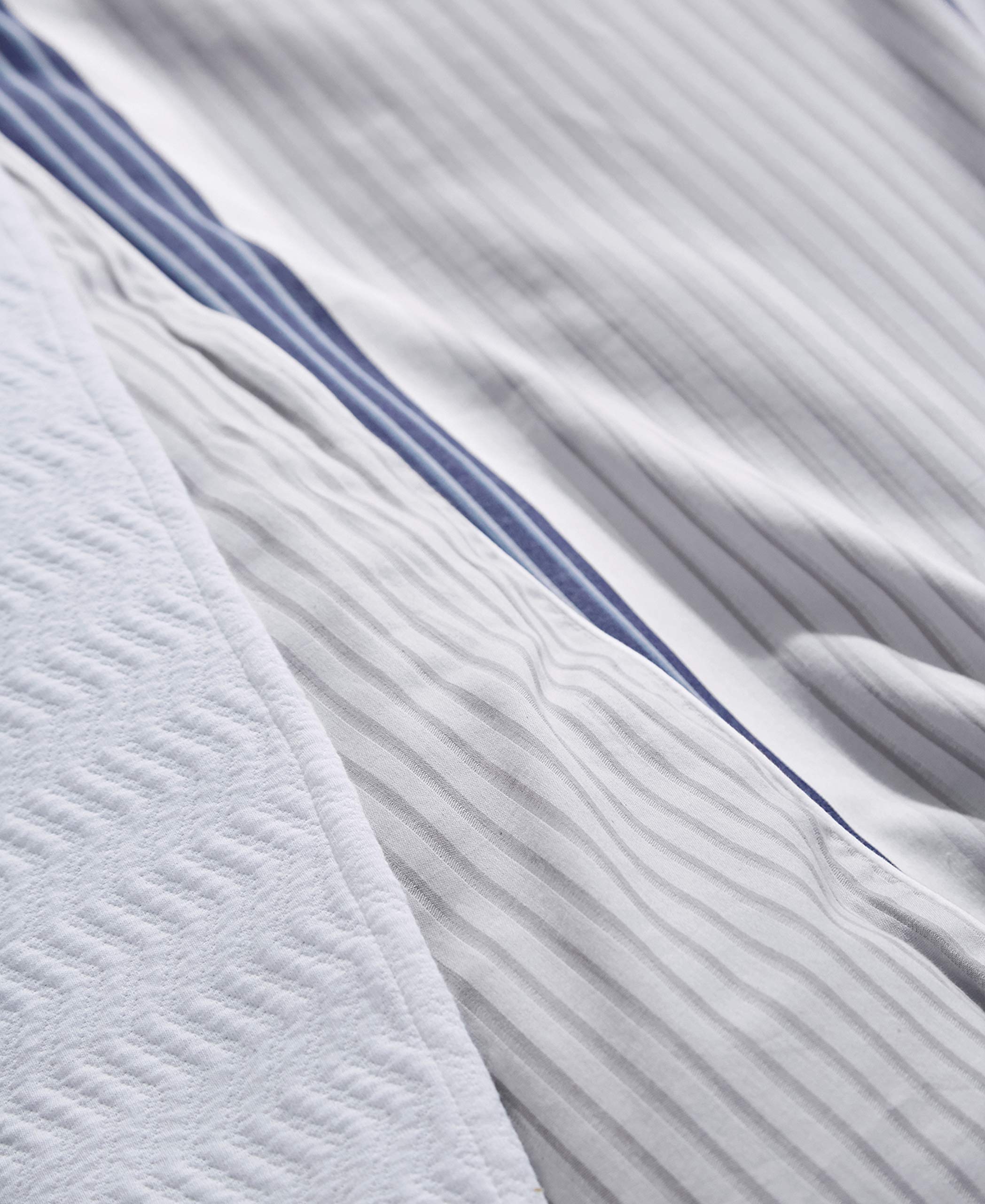 Lacoste Smash Duvet Set, Twin/Twin XL, Red