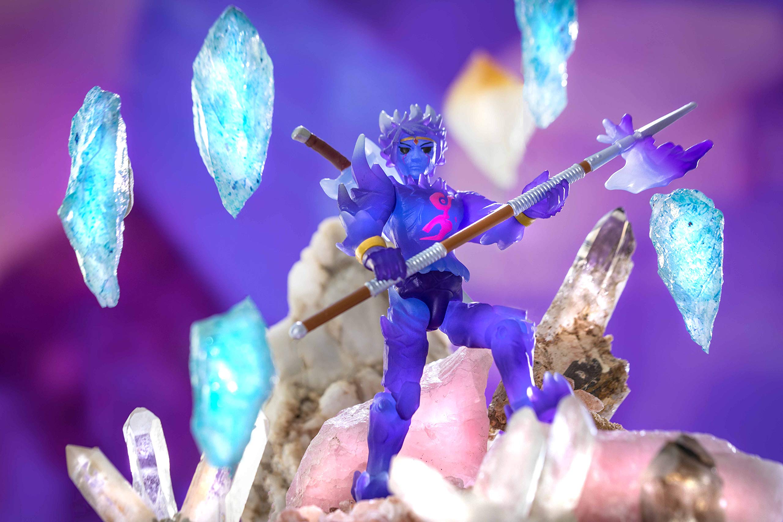 Roblox Imagination Collection - Crystello The Crystal God Figure Pack [Includes Exclusive Virtual Item]